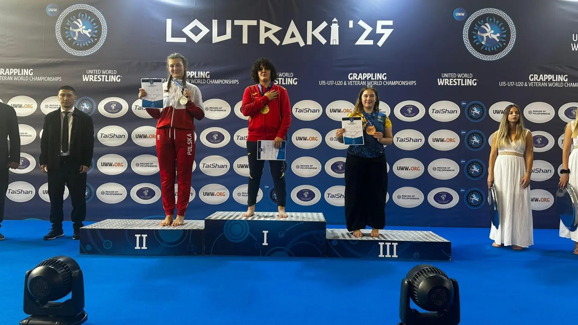 La luchadora Merche García vuelve a reinar: se proclama campeona del ...