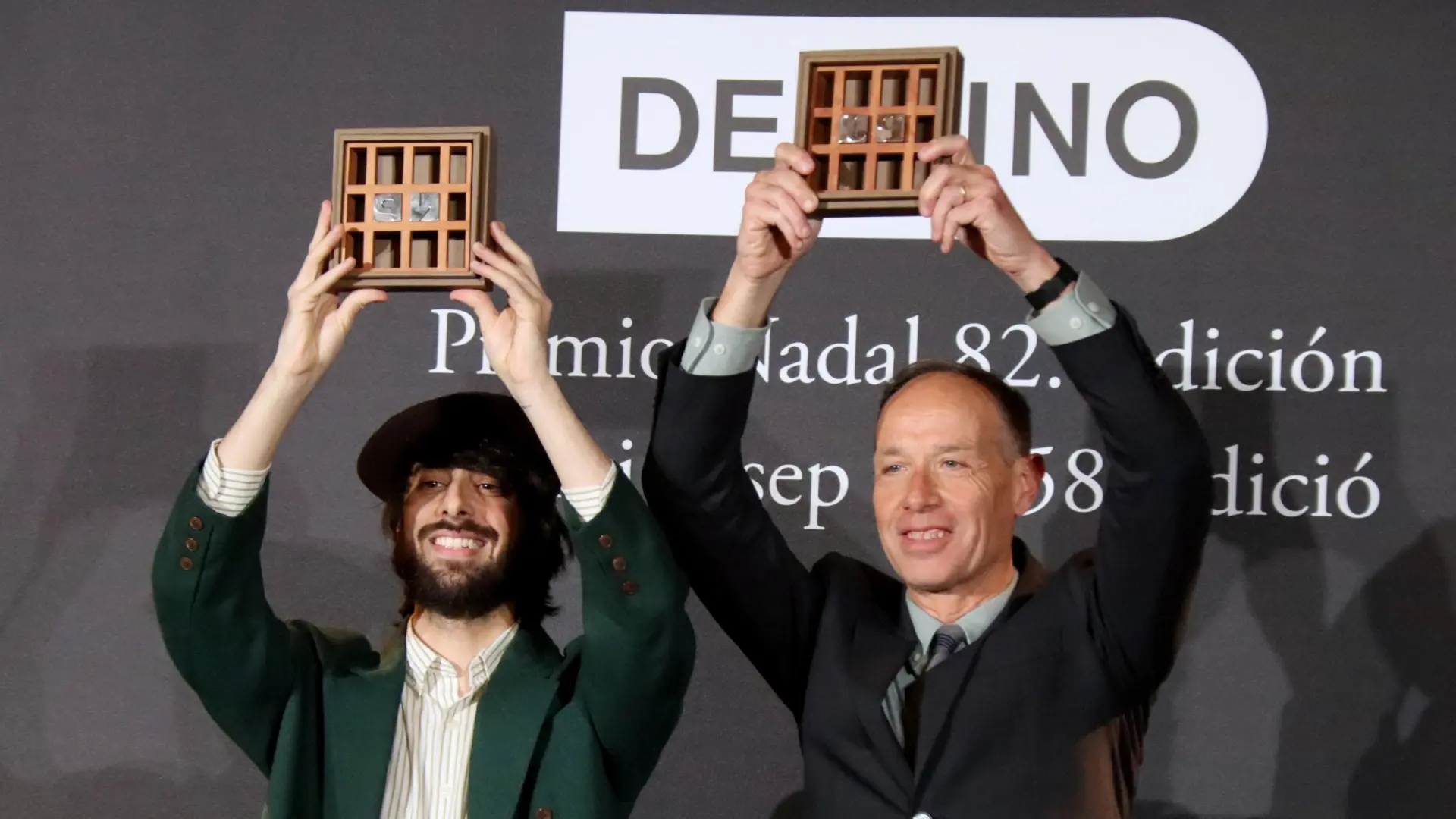 El escritor David Uclés gana el 82º Premio Nadal con 'La ciudad de las ...