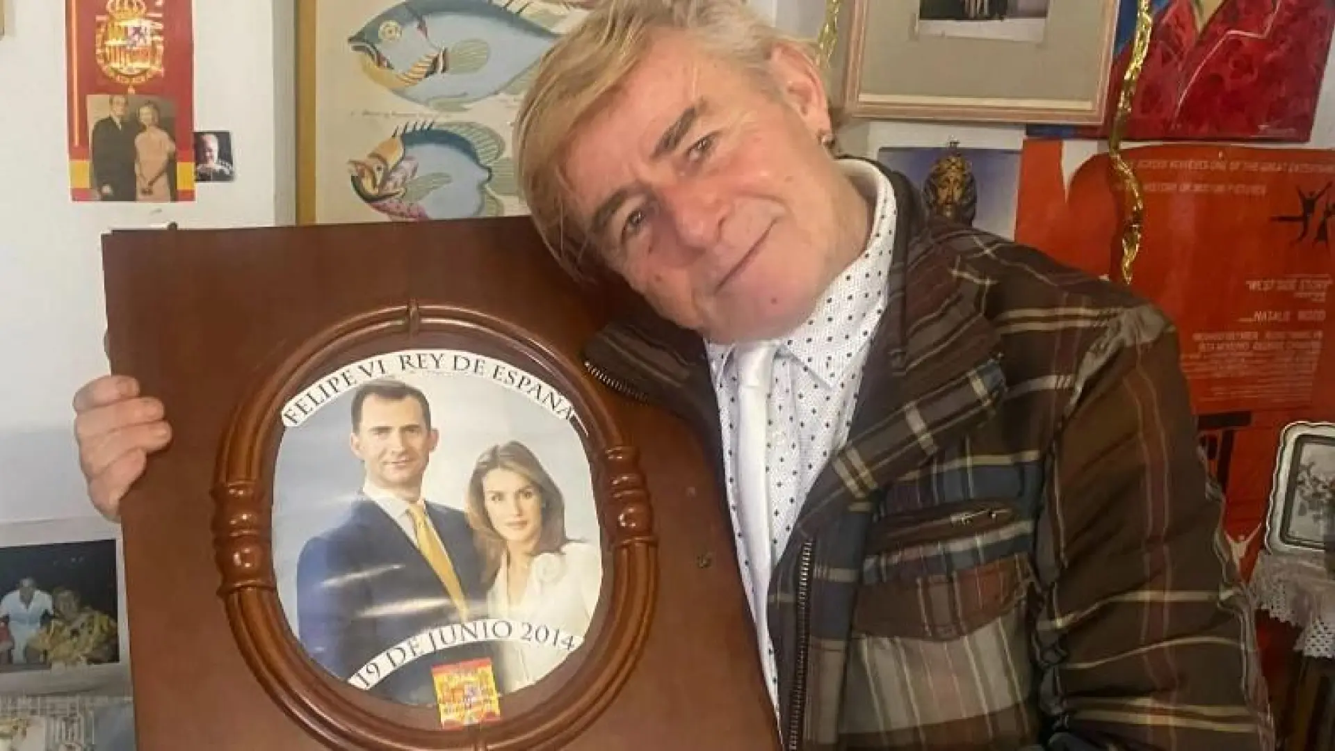 Qué fue de Tony Genil, el cantante que llegó a ser uno de los grandes ...