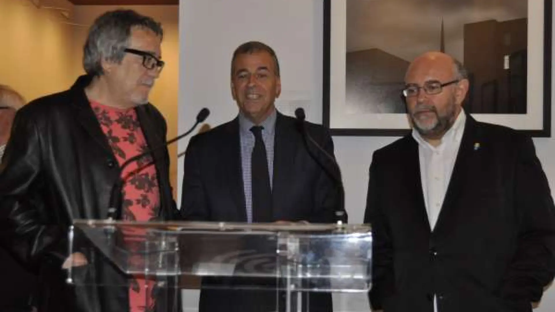 Andrés Ferrer y Antón Castro exponen en La Aljafería su visión de 'Los ...