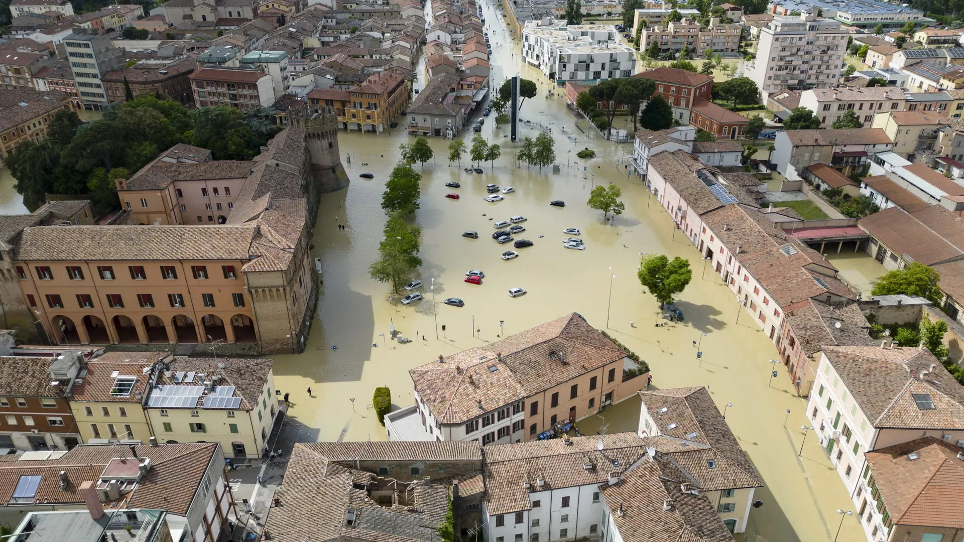 Fotos: El noroeste de Italia se inunda: las fuertes lluvias asolan la ...