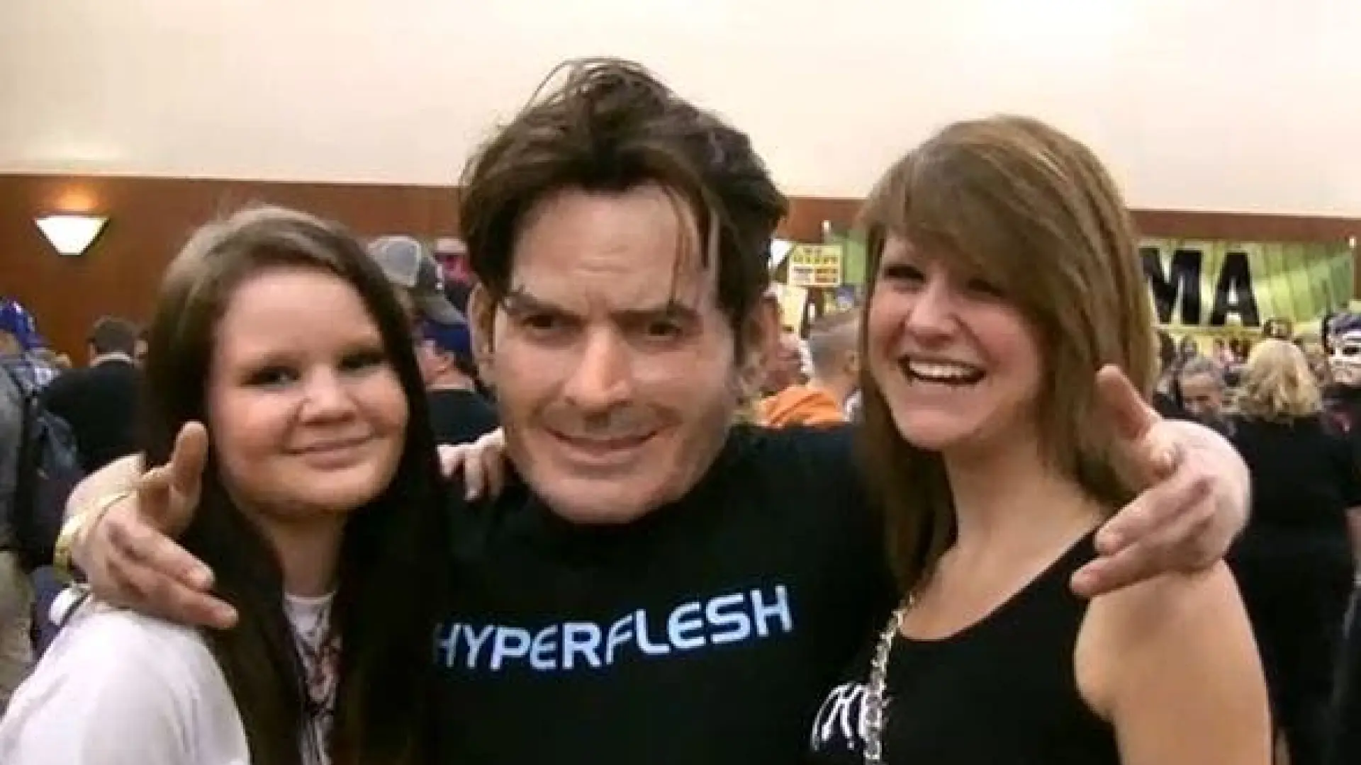 Máscaras hiperrealistas de Charlie Sheen