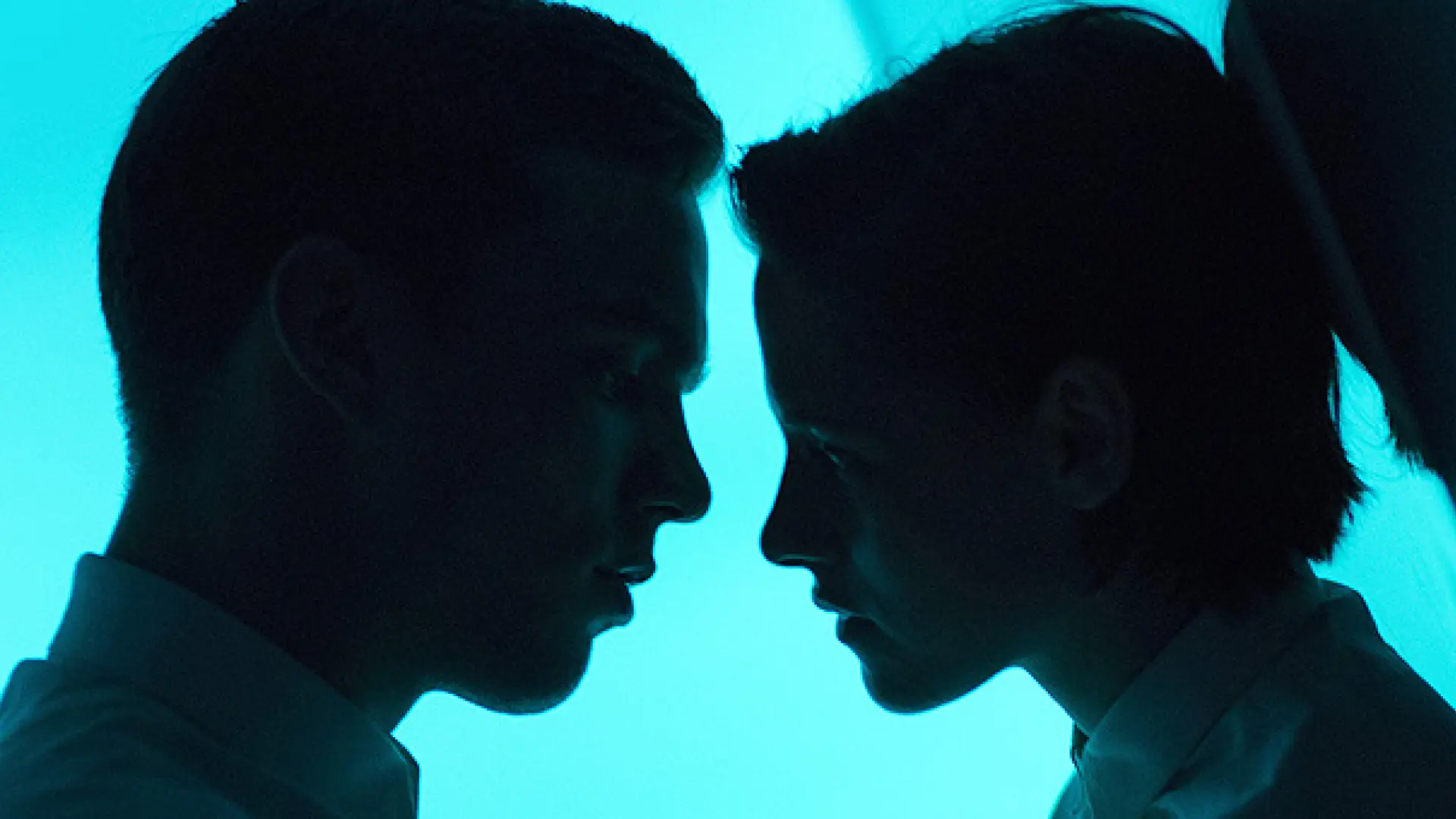 Tráiler de 'Equals': Kristen Stewart y Nicholas Hoult luchan por su amor