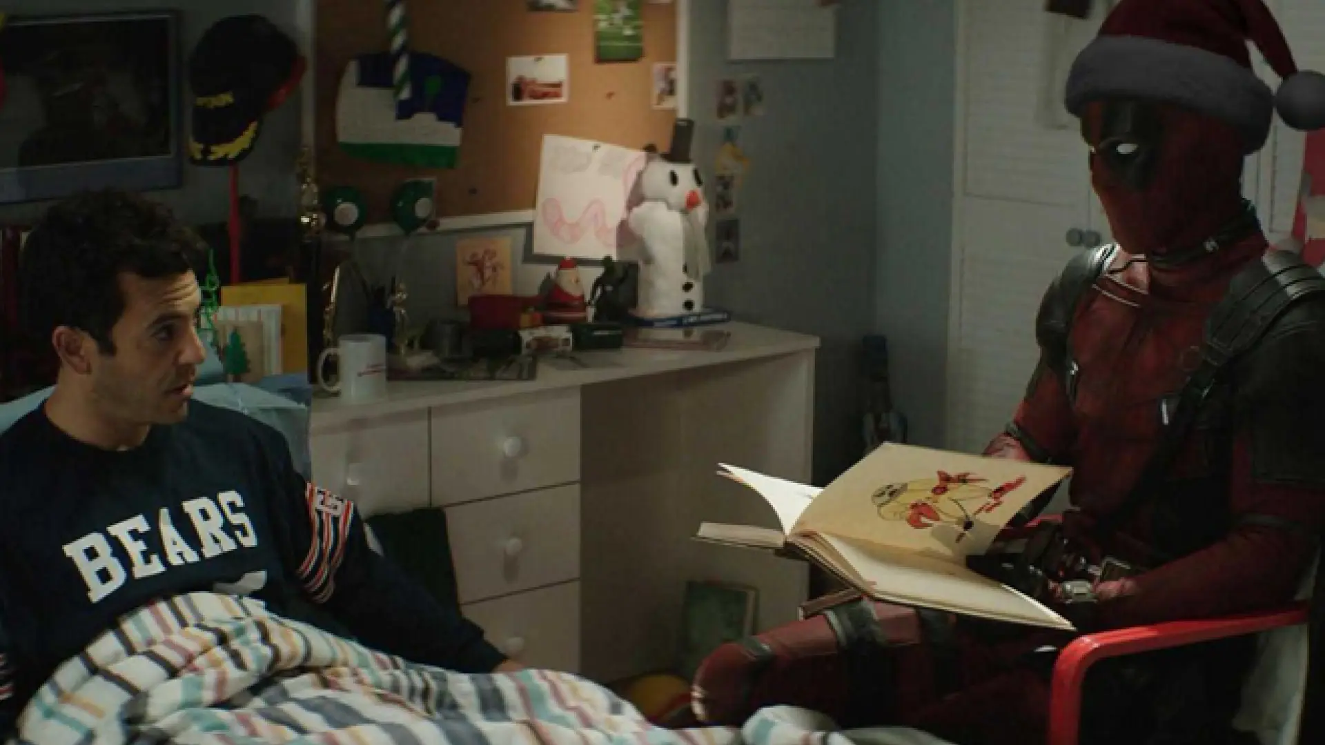 Con más Fred Savage: llega el póster de la versión "light" de 'Deadpool 2'