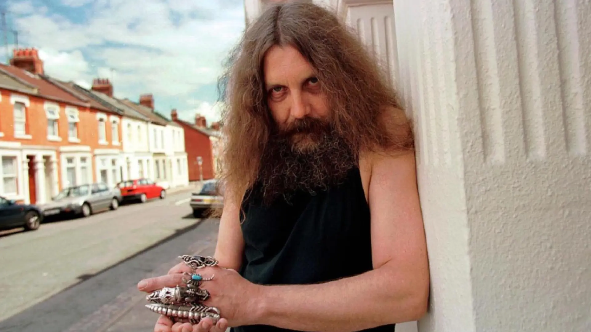 La razón por la que Alan Moore dejará de cobrar los derechos de autor ...