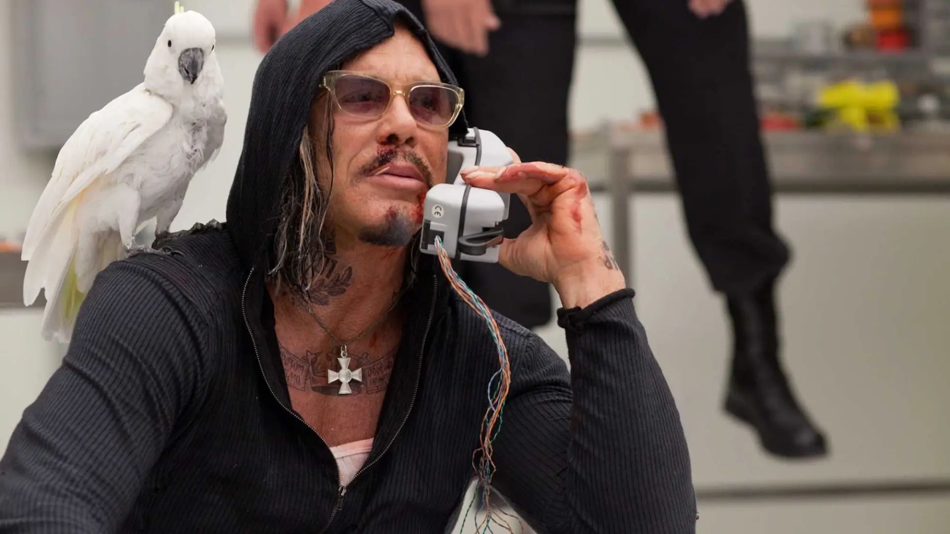 A Mickey Rourke le gusta tanto 'Ley y orden' que la usa para atacar a ...