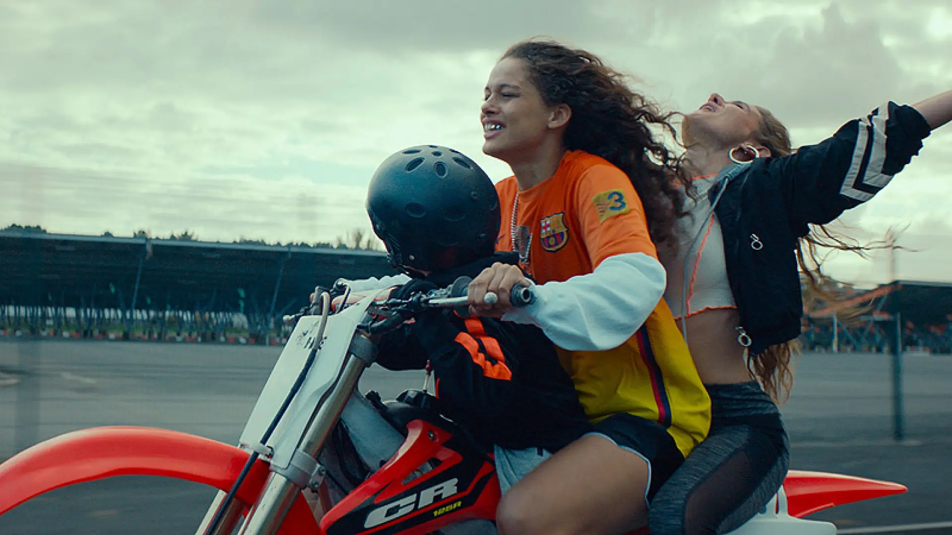 Crítica de 'Rodeo': la juventud sobre dos ruedas