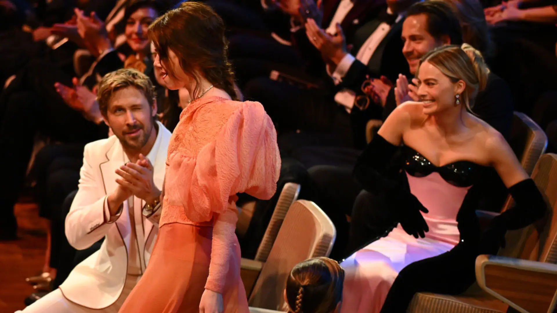 Los mejores memes y anécdotas de los Premios BAFTA 2024: del guiño de ...