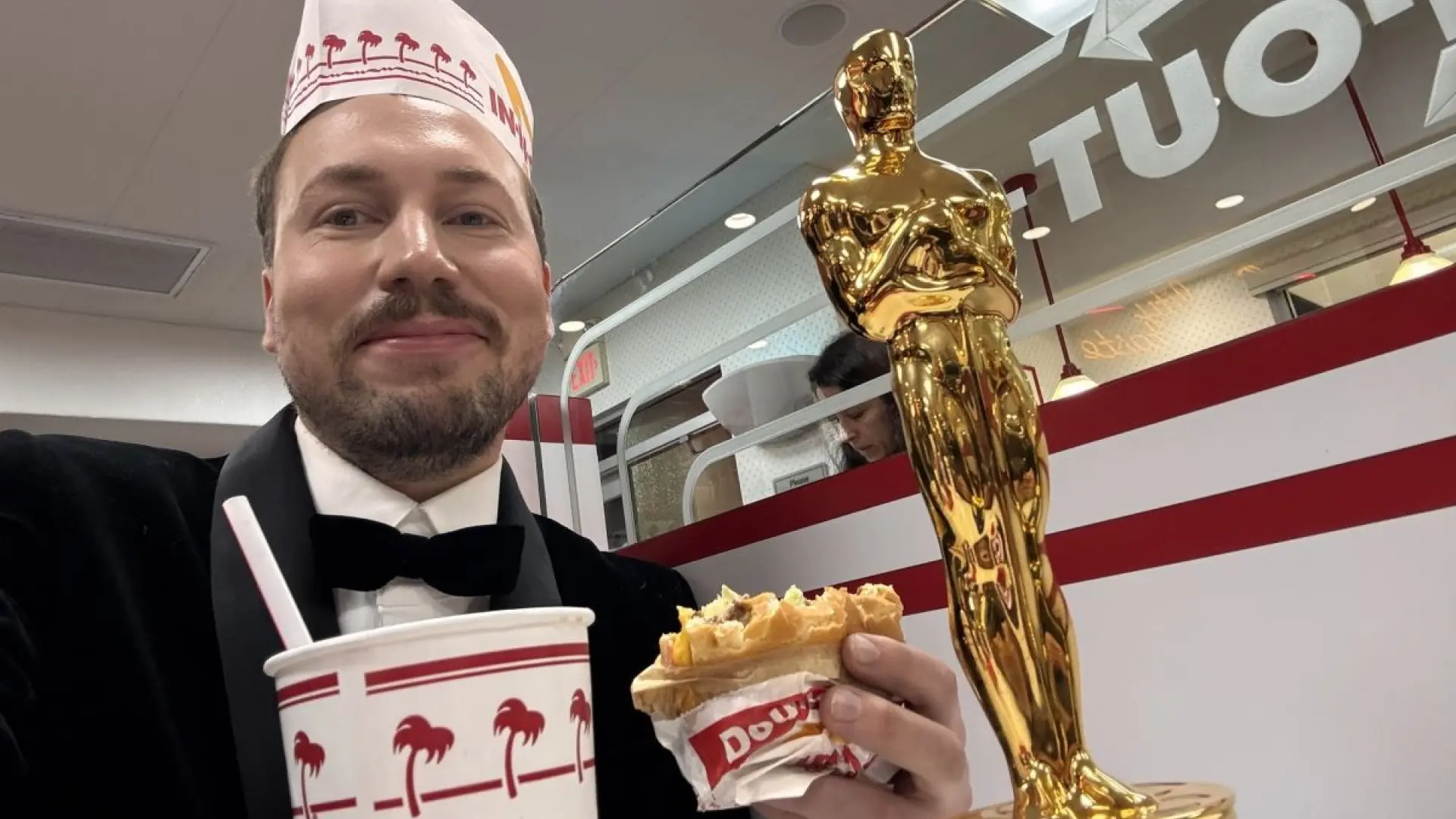 El viaje del equipo de 'Flow' a los Oscar: perritos, hamburguesas y premios