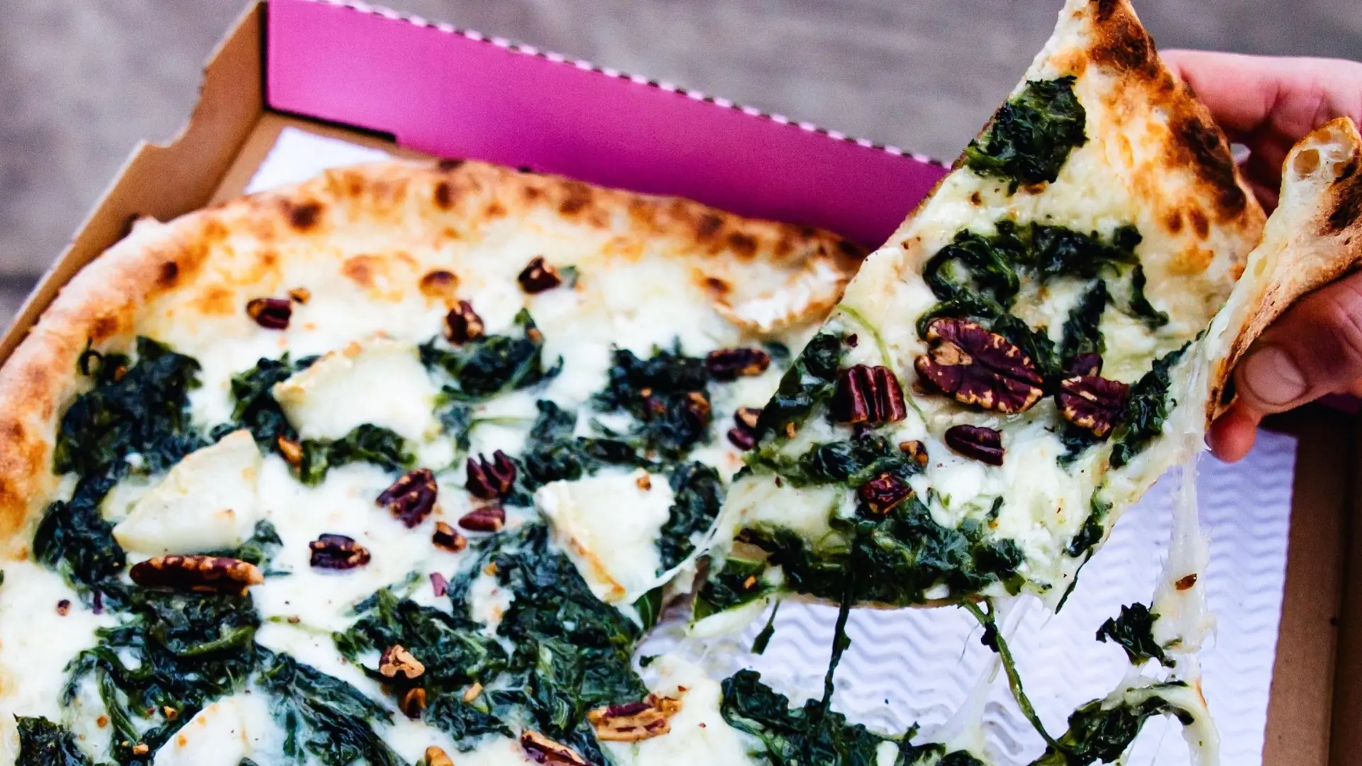 El verdadero uso de las cajas de pizza que te dejará con la boca abierta