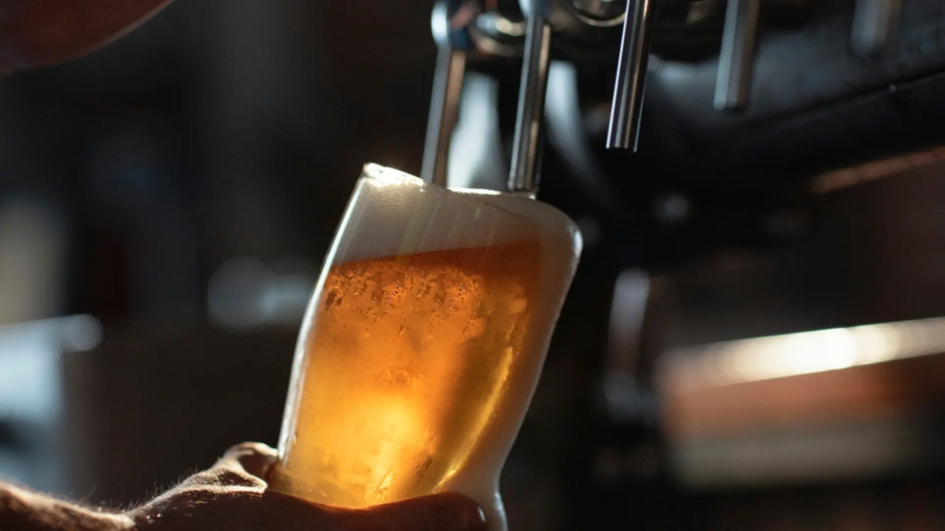 El bar del centro de Madrid donde las cañas de cerveza cuestan solo 80 ...