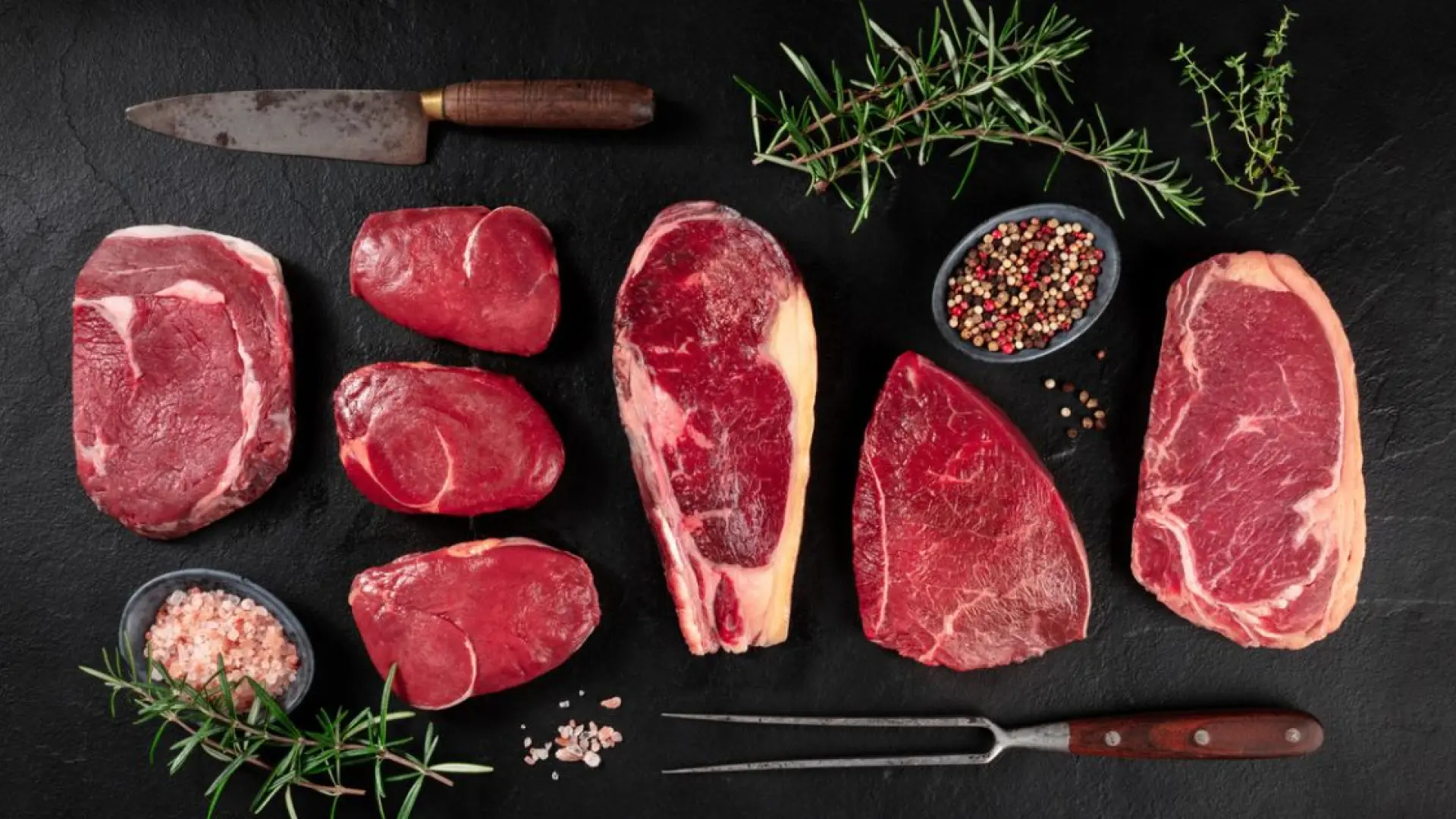 ¿Qué es realmente el líquido rojo que sale de la carne? (Y no es sangre)