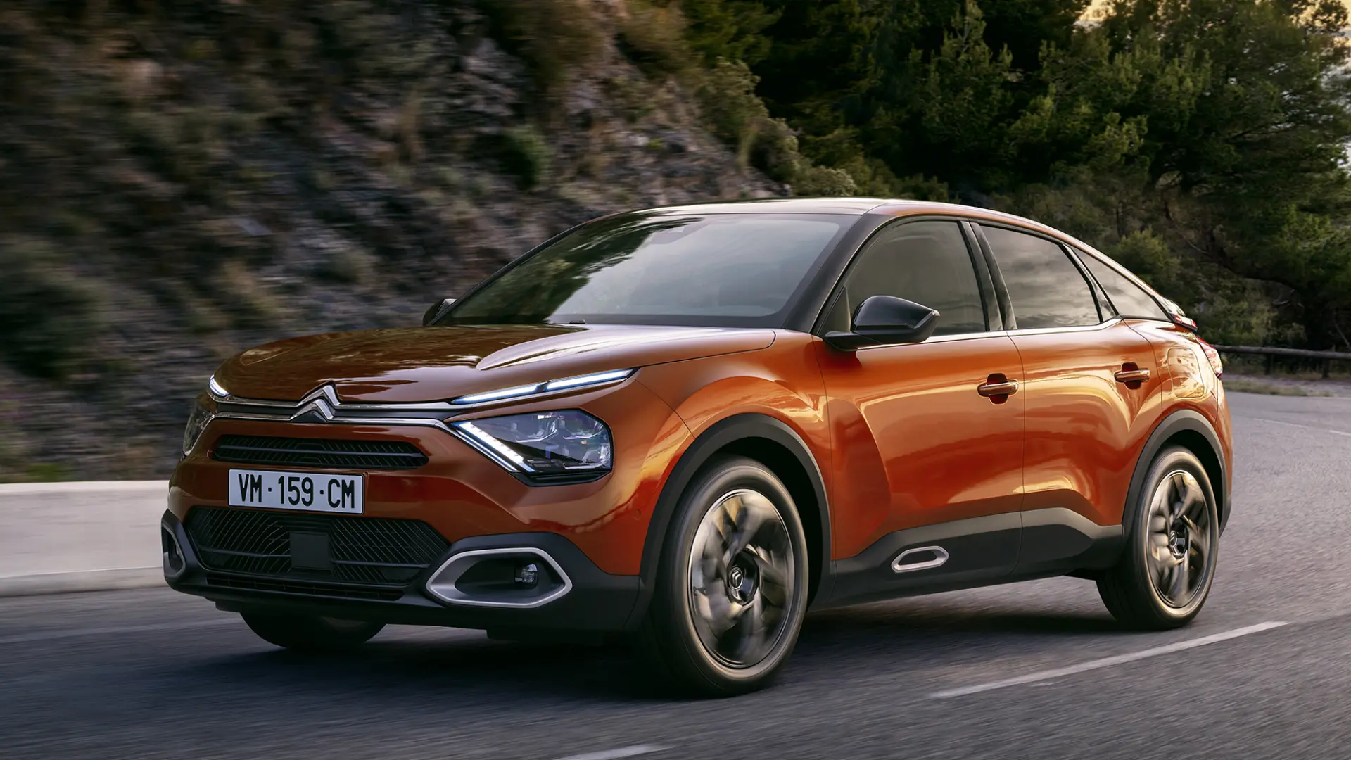 Stellantis obtiene resultados récord con un beneficio de 13.400 ...