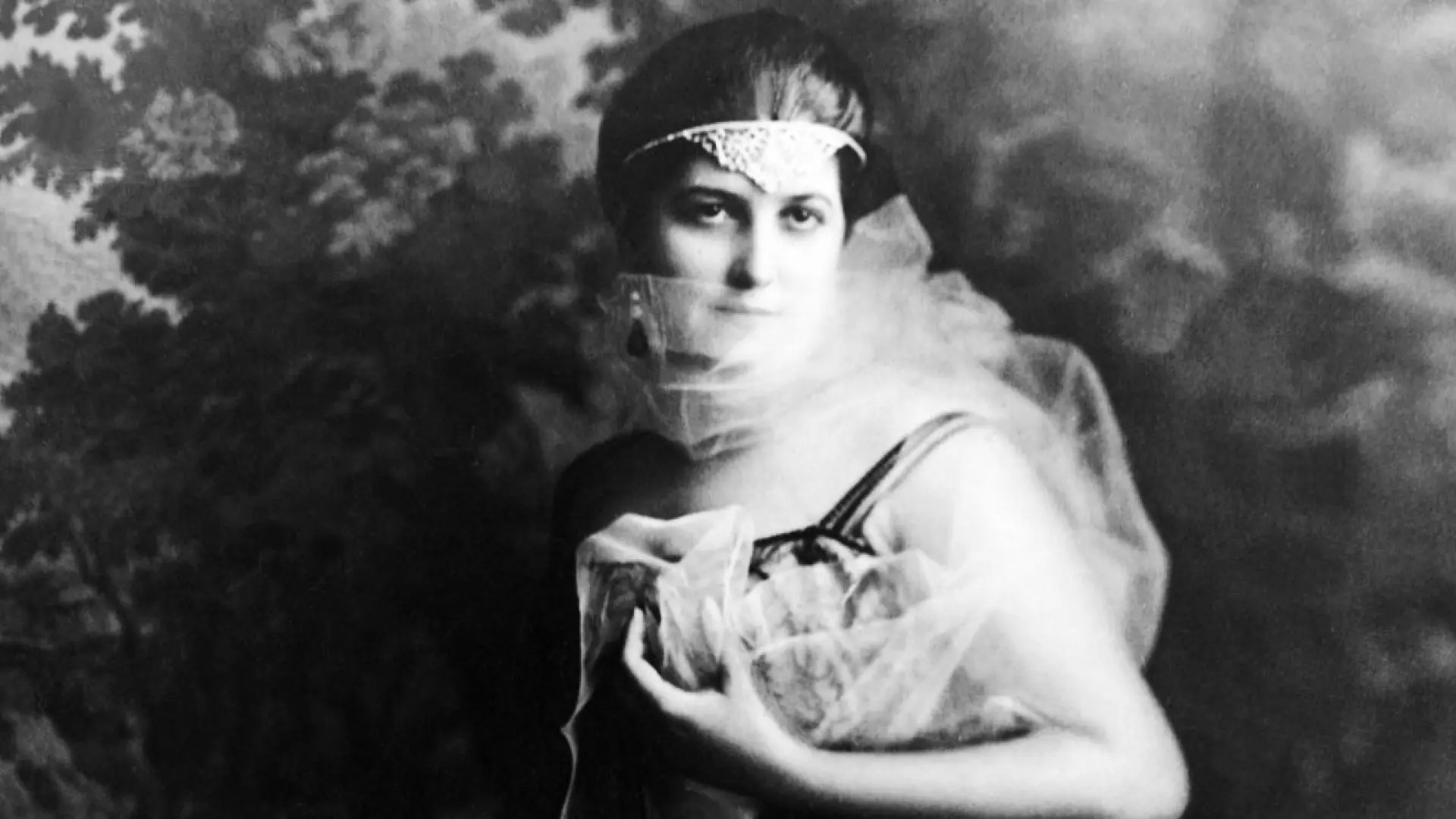 De bailarina a 'princesa india': la impresionante historia de una mujer malagueña que ha ...