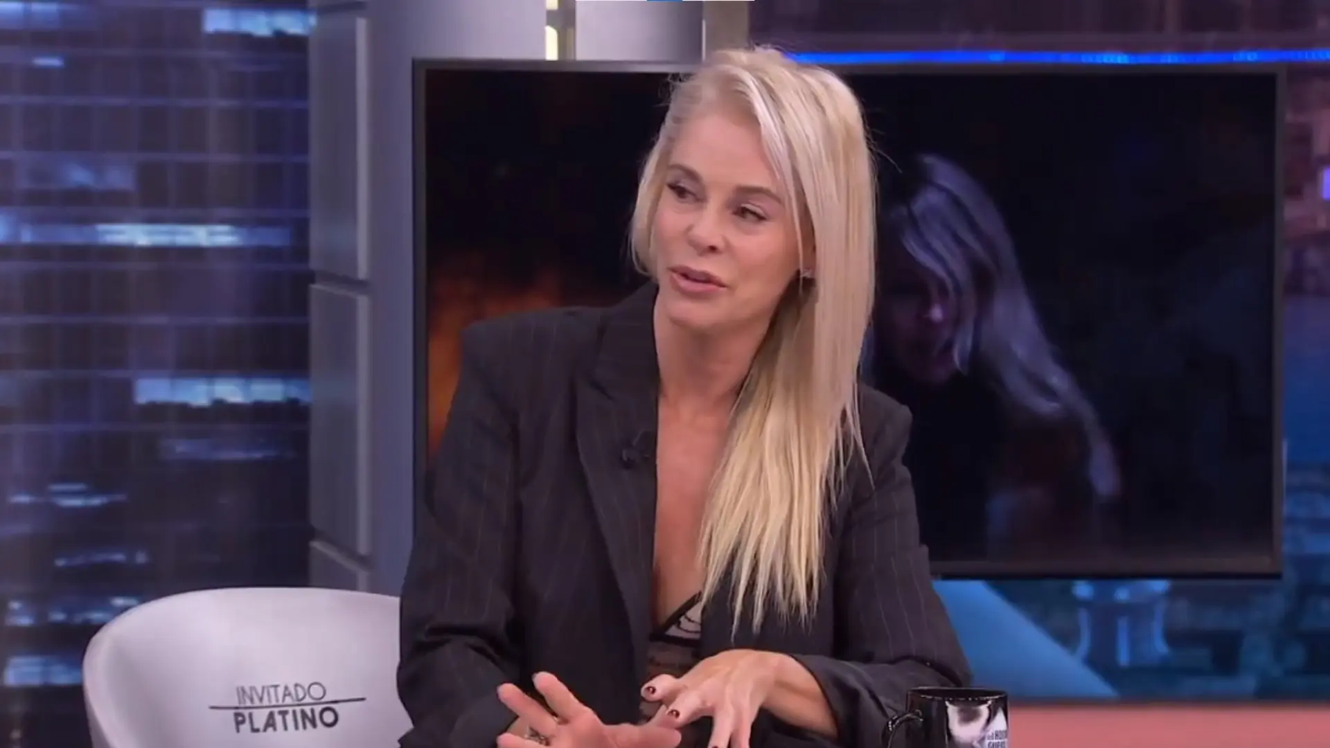 Belén Rueda va a 'El Hormiguero' con el 'top' transparente y corsetero mas sexy y rejuvenecedor