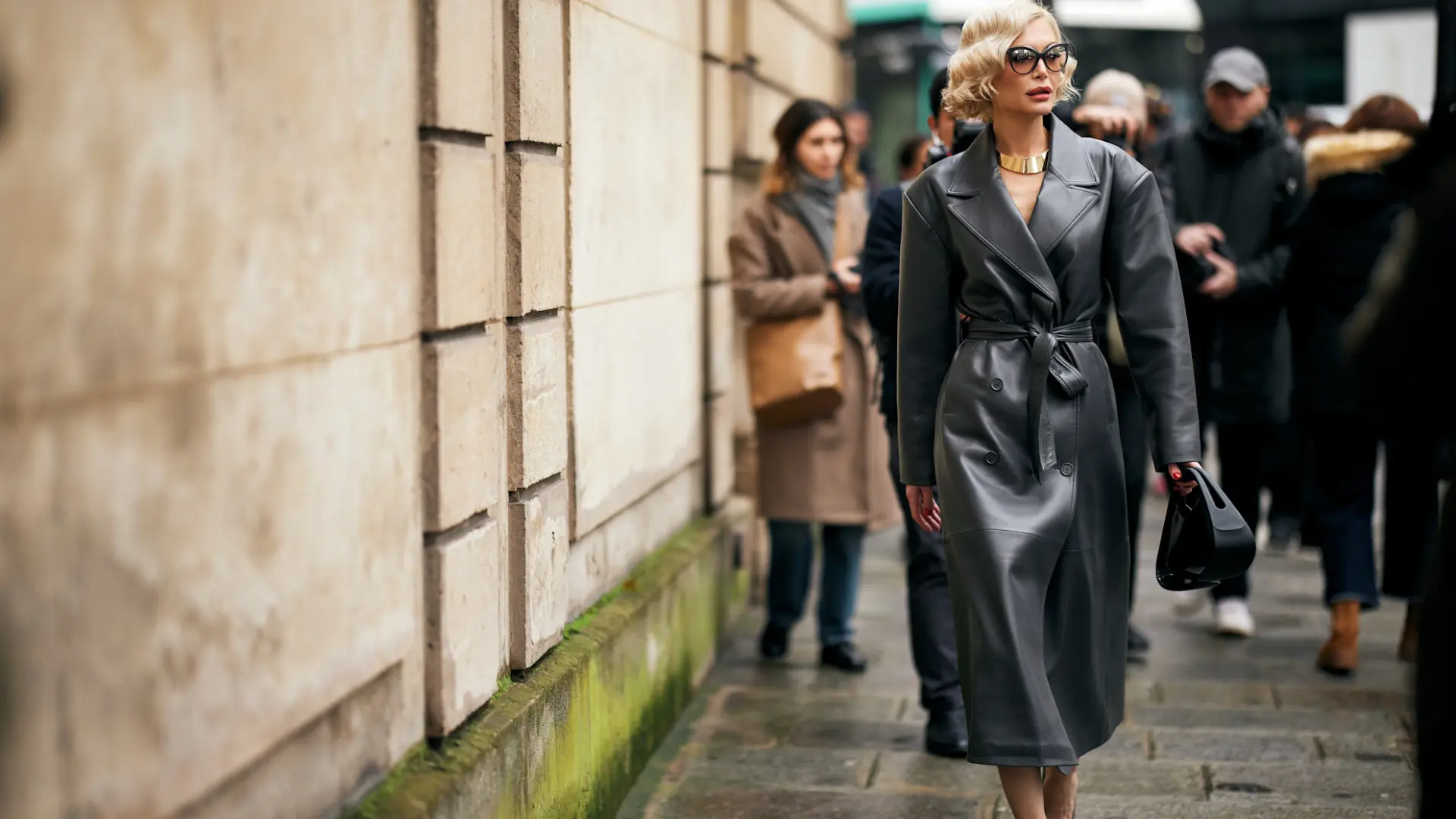 Diez abrigos para protegerte del frío que estilizan la silueta en Zara ...