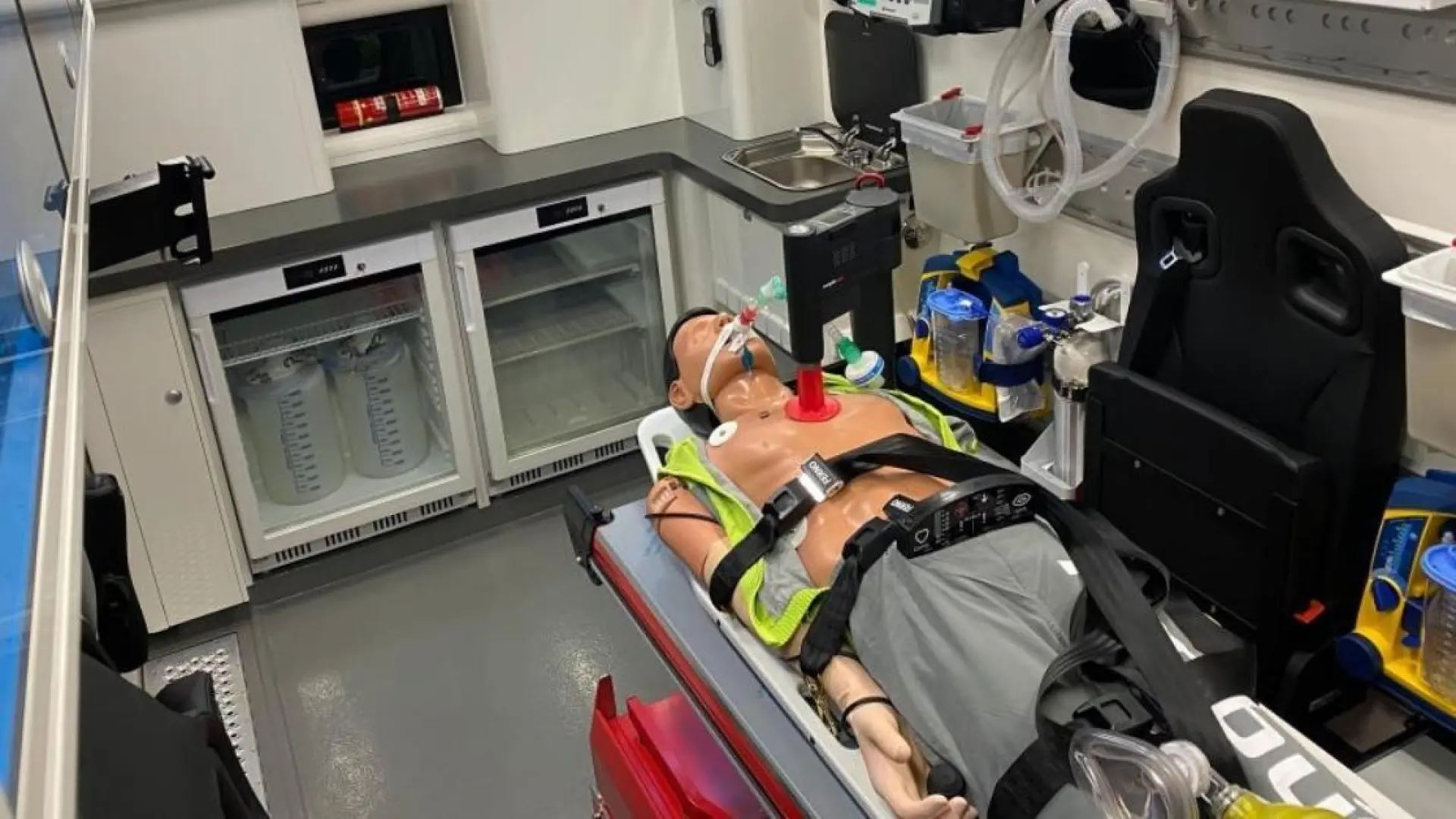 Biostasis o conservar a las personas cuando mueren para que sean ...