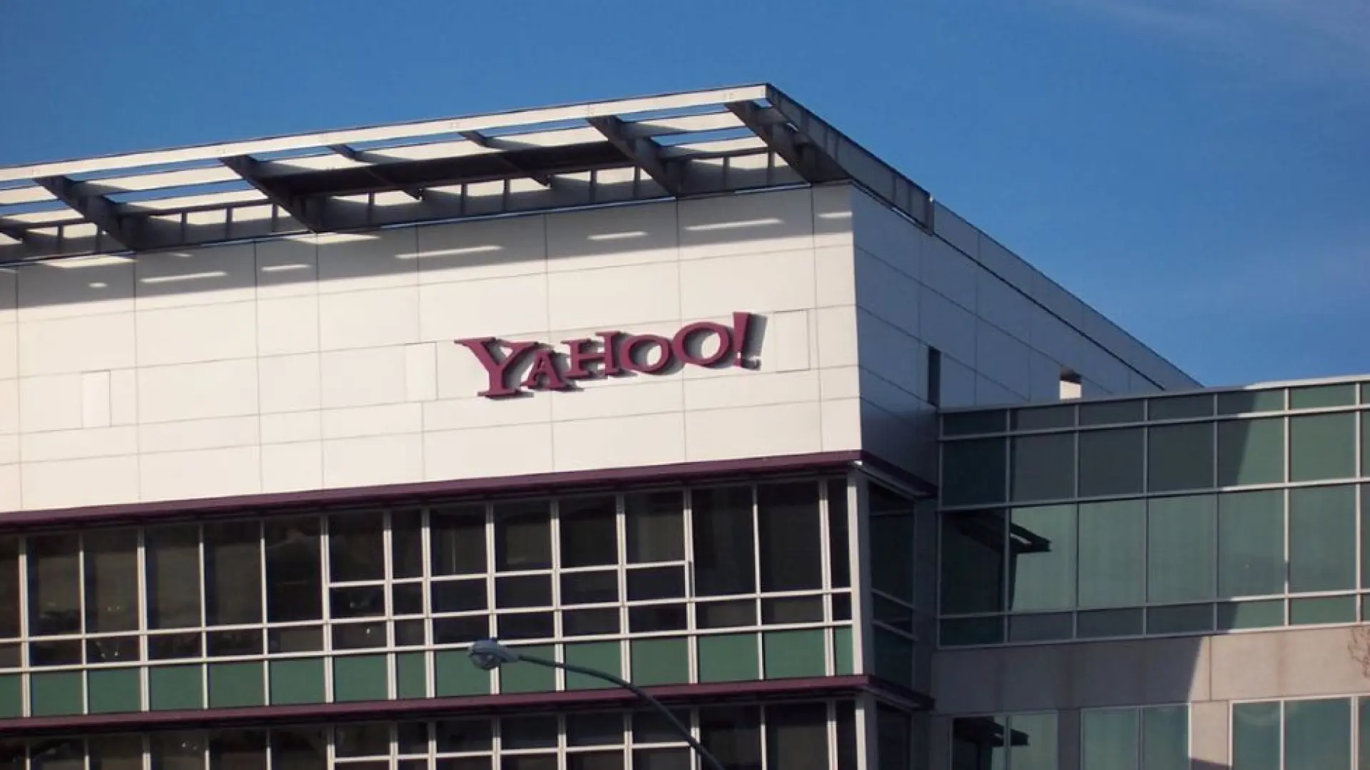 28 años de 'yahoo.com': así pasó la tecnológica de dominar el sector al ...