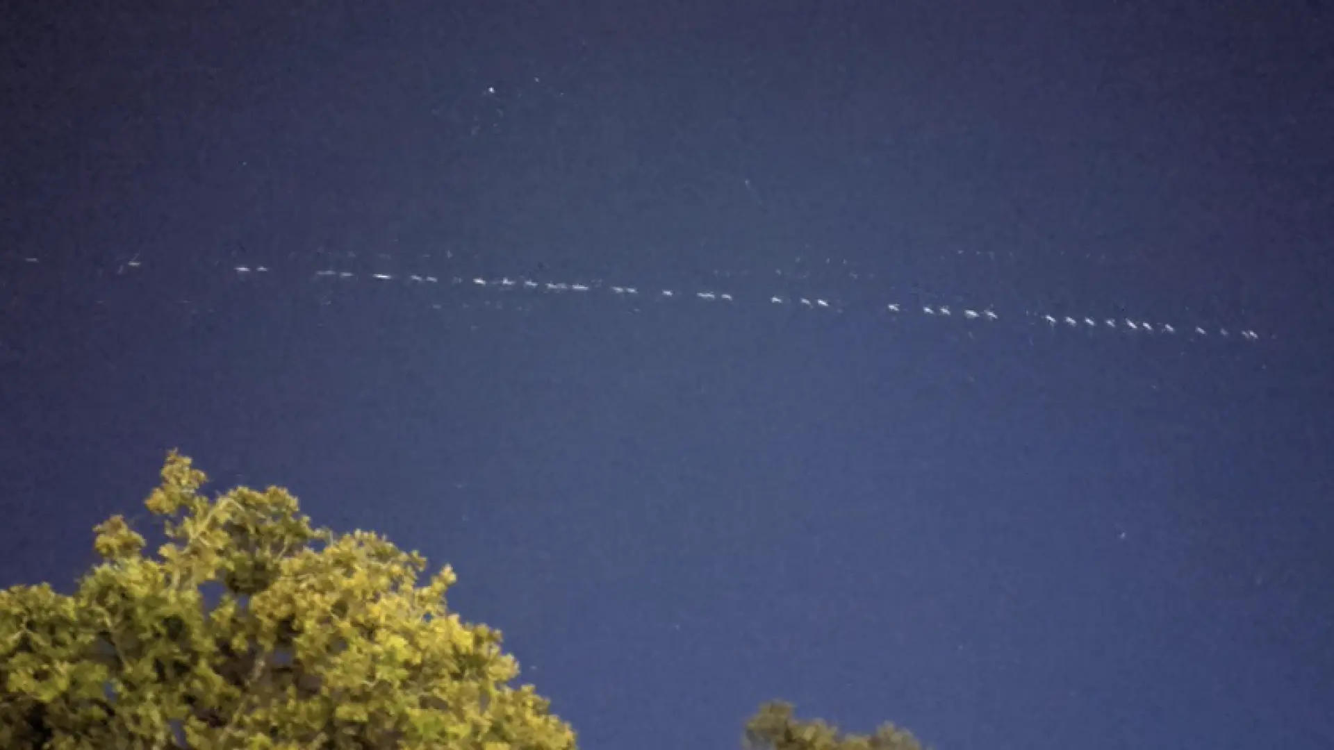 ¿Cómo puedo ver los satélites Starlink de Elon Musk? 3 páginas web para ...