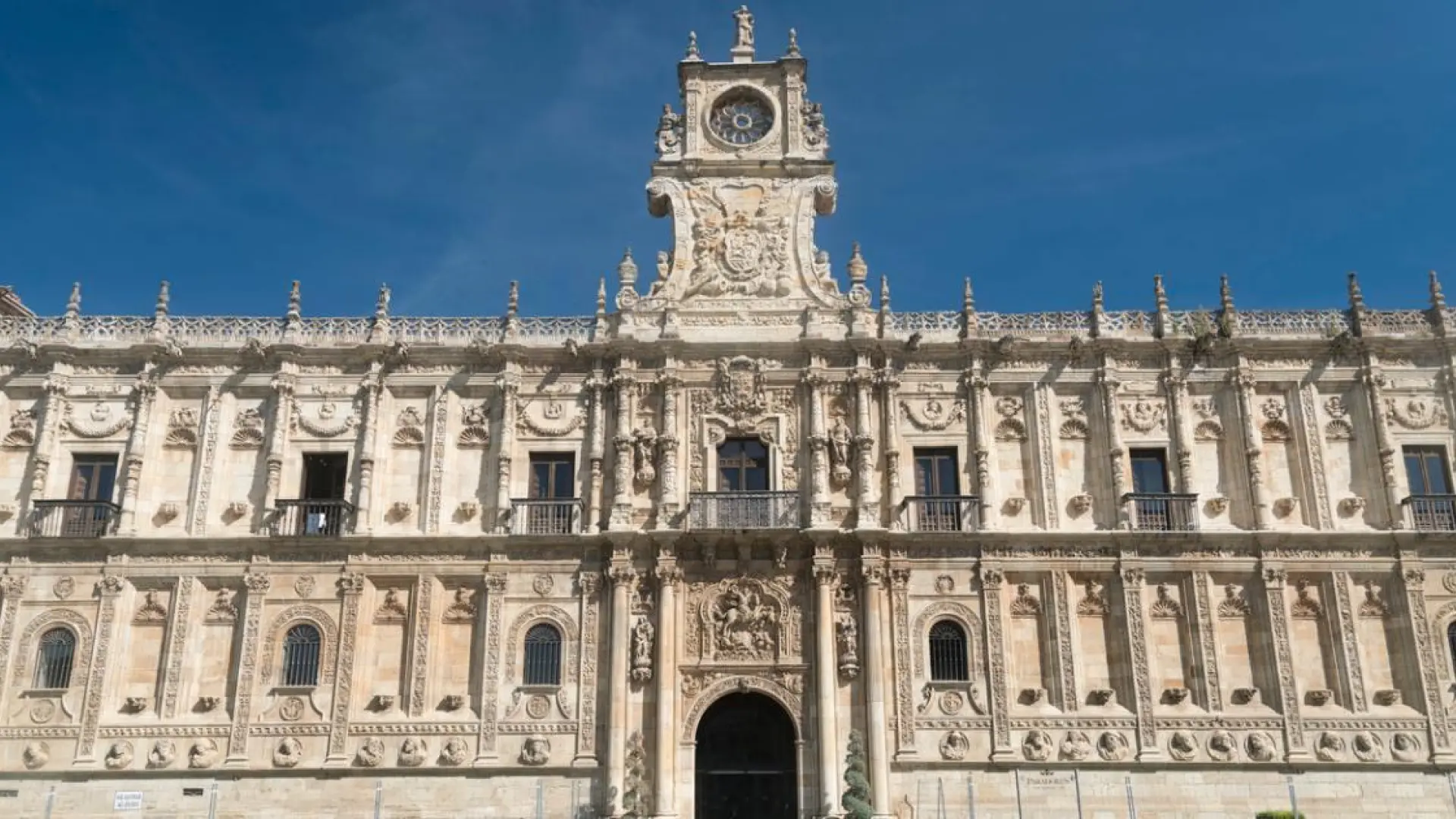 El histórico Parador donde estuvo encarcelado Quevedo durante tres años