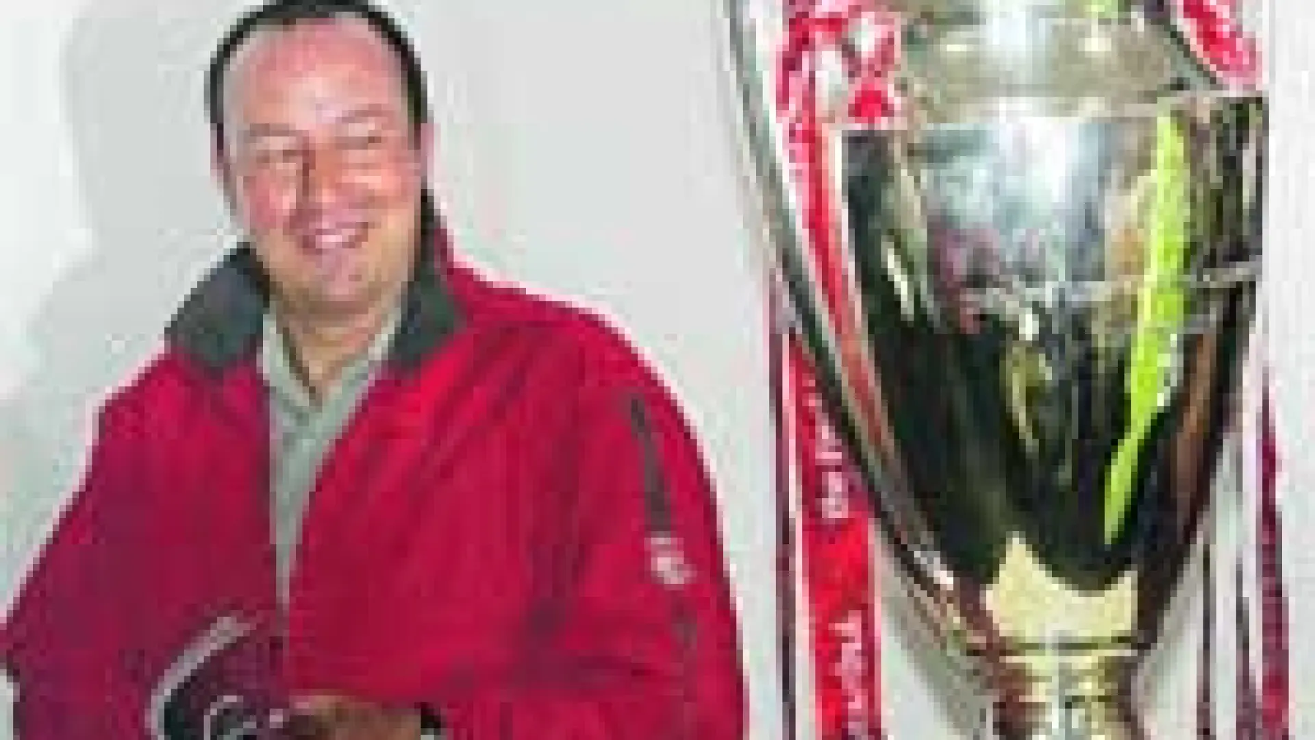 Mirando la copa de reojo