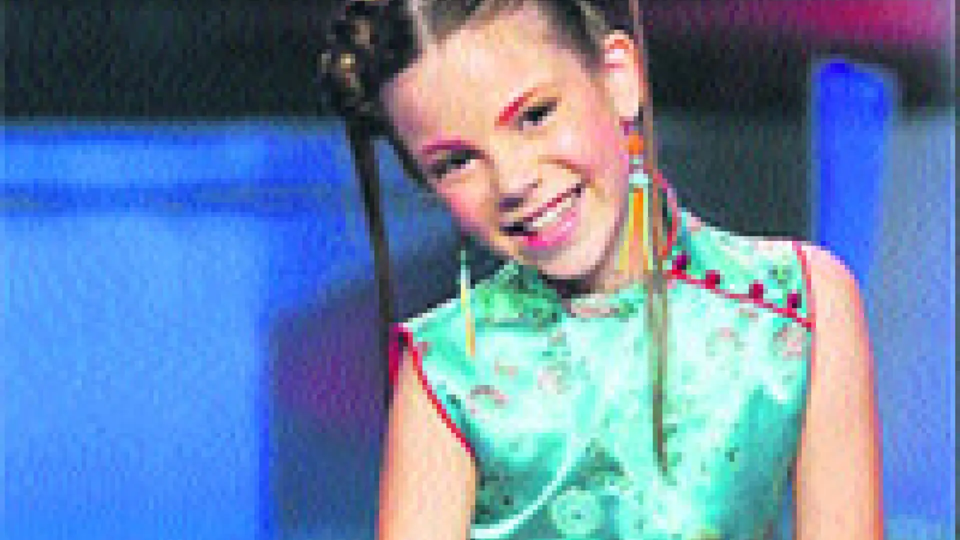 María Isabel tampoco se resiste a la moda del reggaeton en su nuevo disco