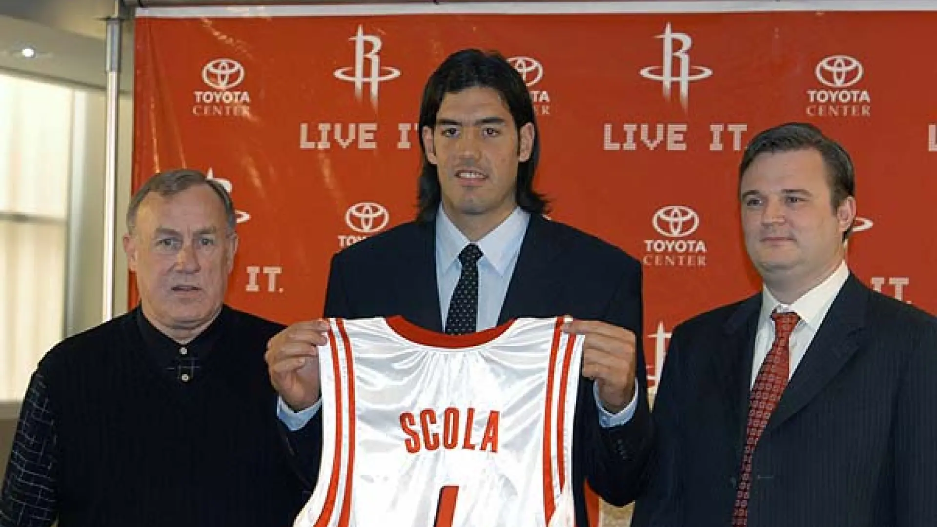 Scola cumple su sueño con los Rockets
