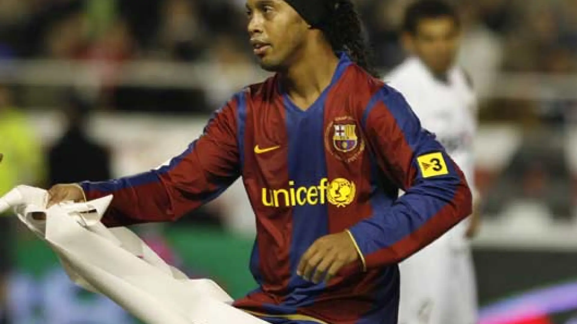 Ronaldinho: "¿Me buscan el Milan y el Inter? No gracias"