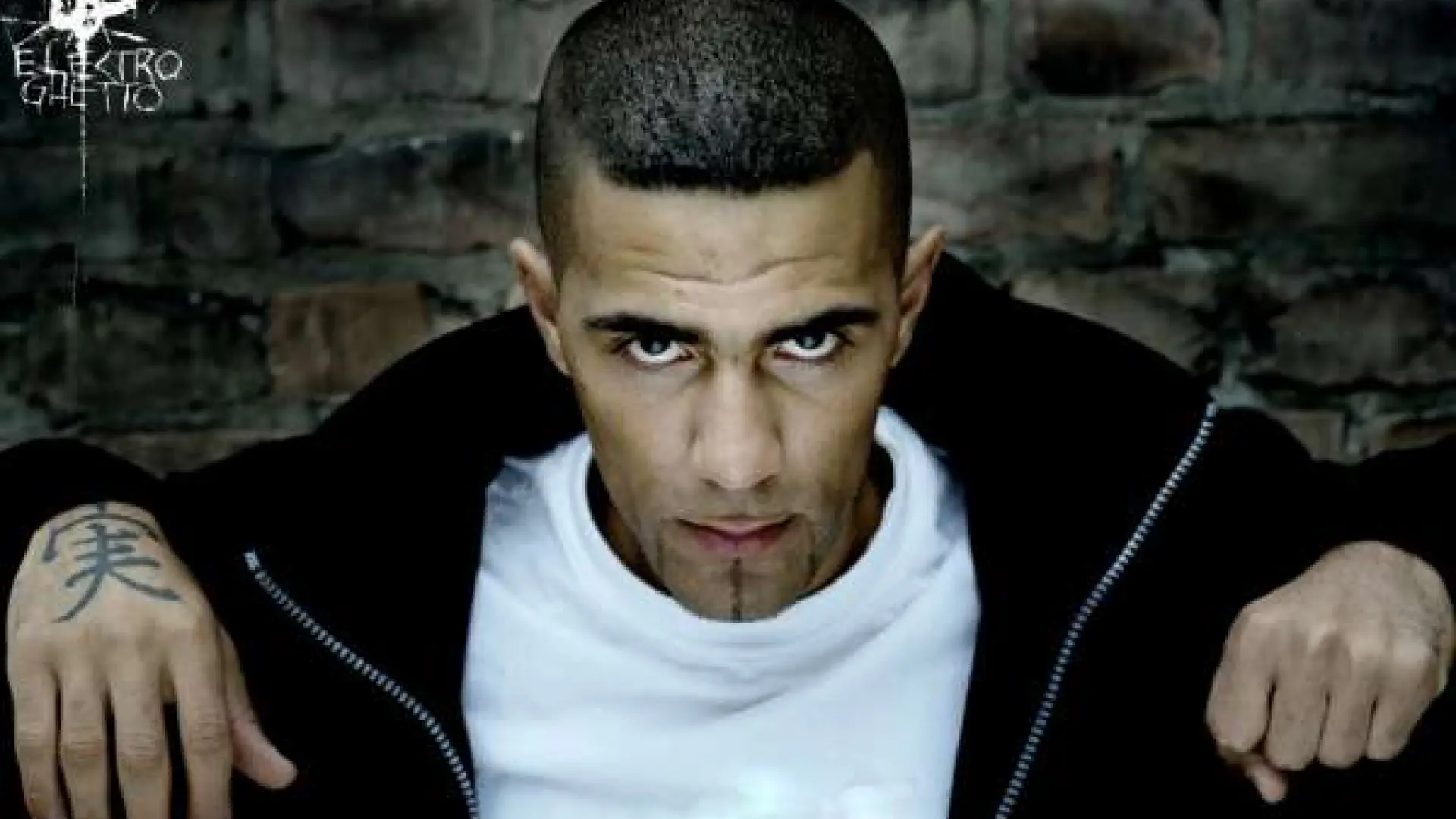 Un 'rapero' violento, rico y sin pelos en la lengua, se convierte en ...