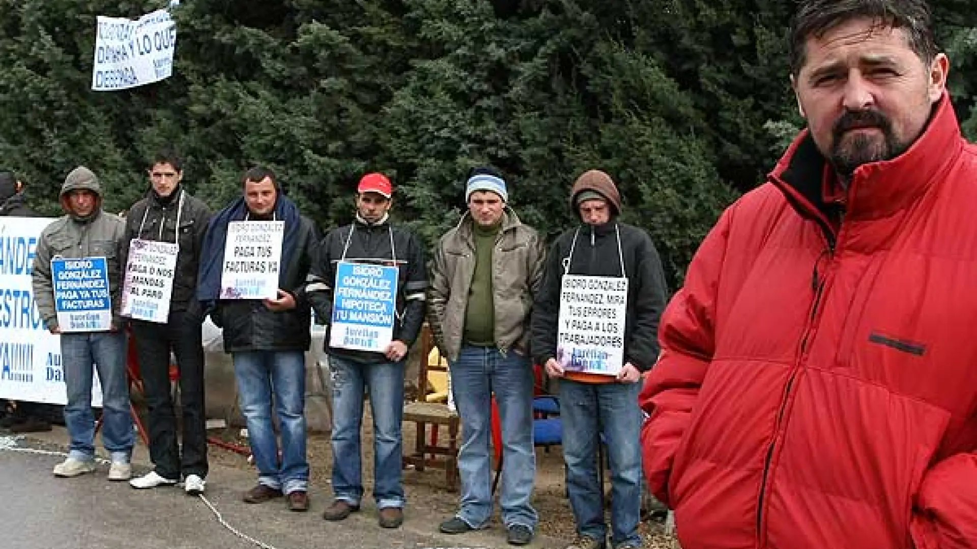 Un empresario está en huelga de hambre porque no puede pagar a sus ...