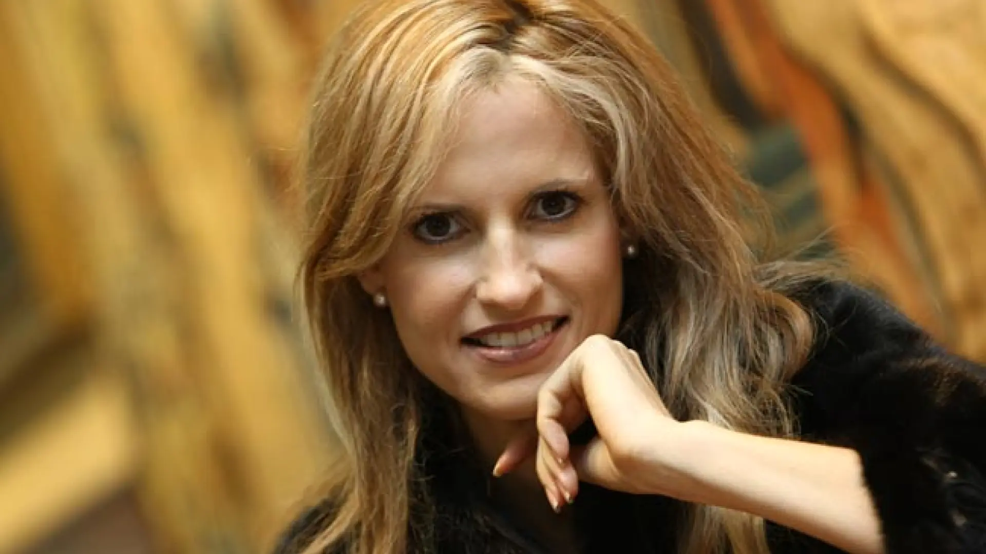 Inma Shara: "Hay que poner en solfa a esta sociedad opulenta"