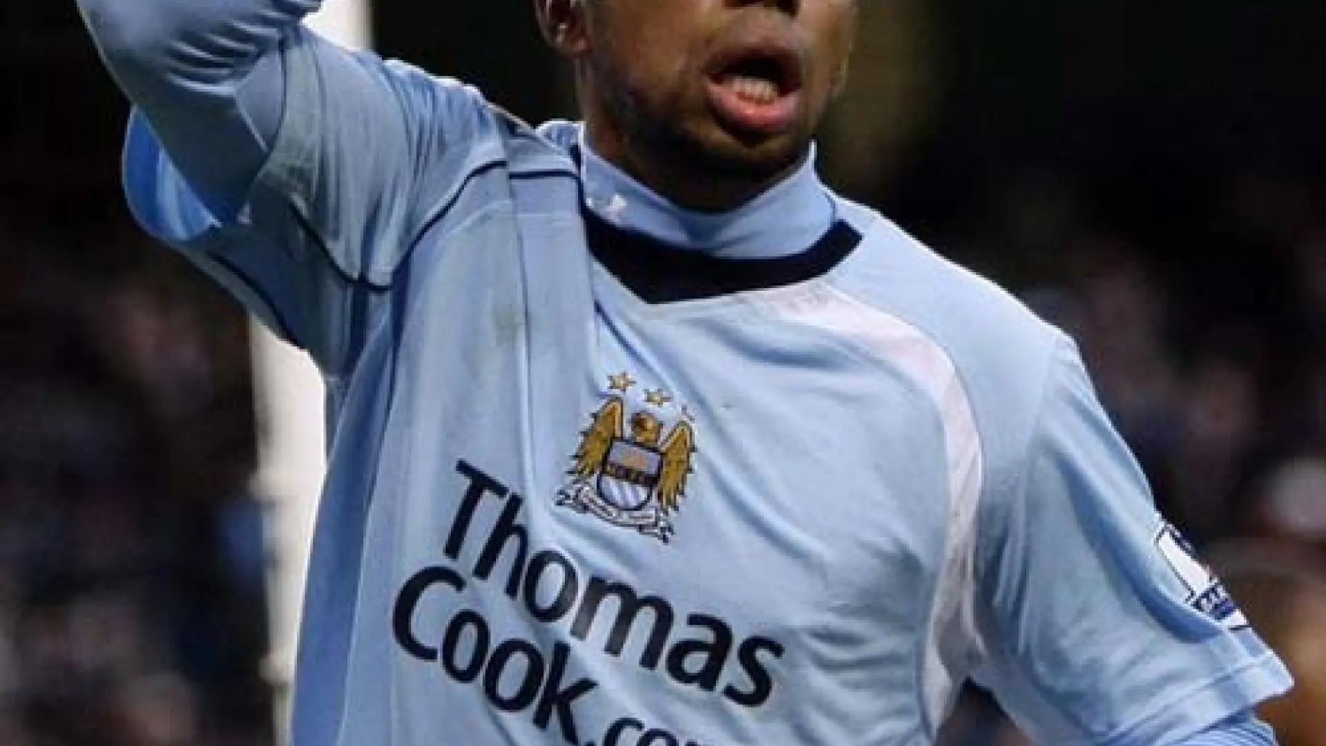 Robinho amenaza al City con pedir su traspaso al Barcelona