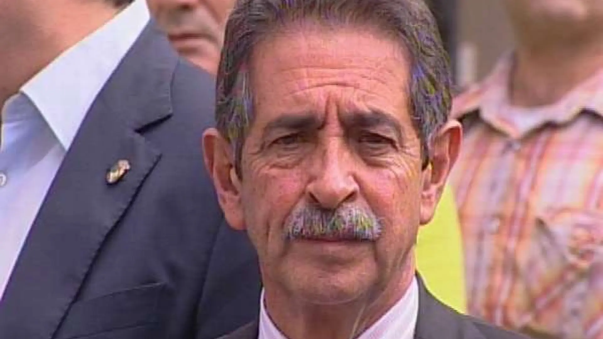 Revilla advierte de que a España le saldrá "caro" un pacto que es ...