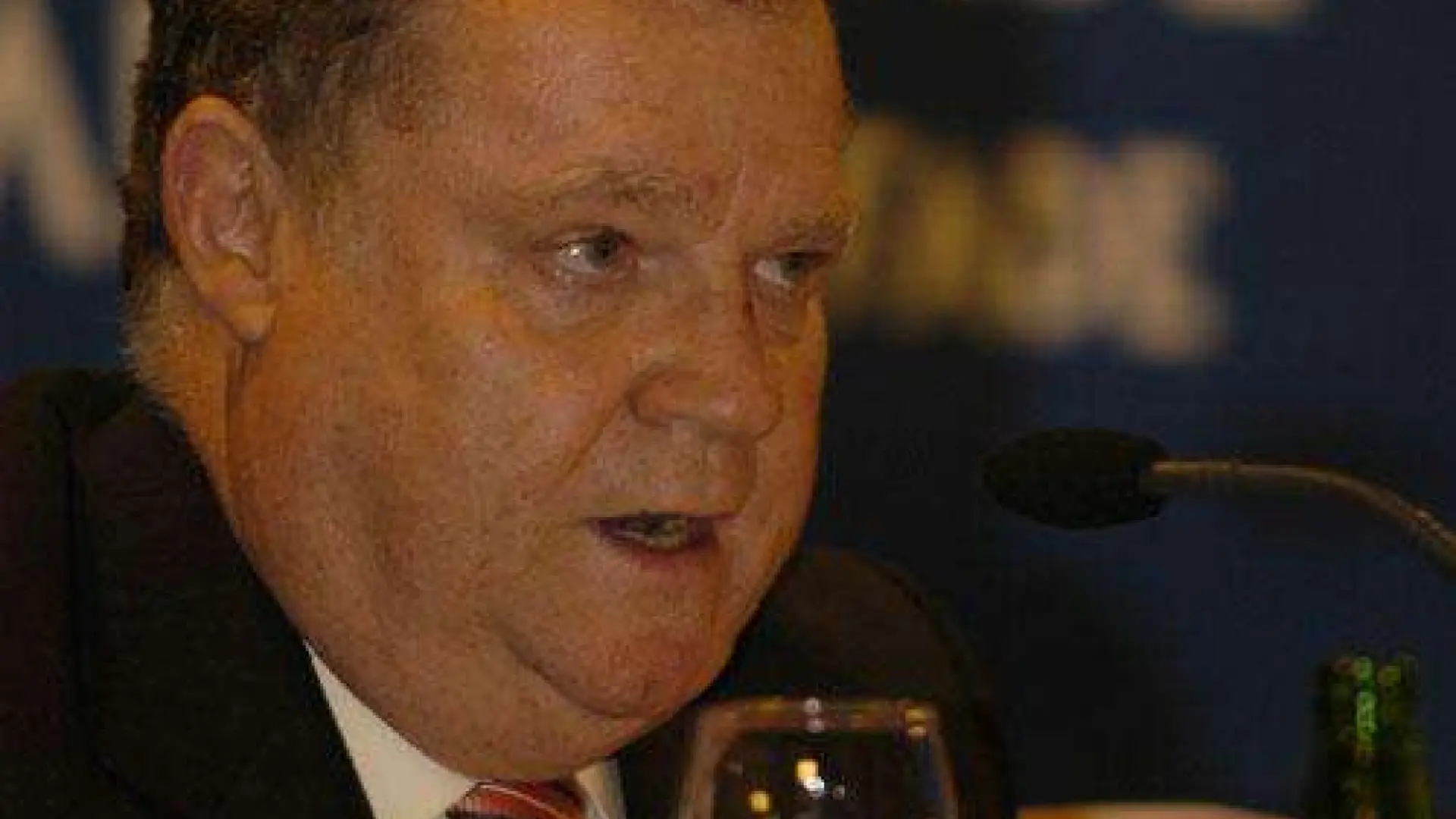 El presidente de FADE cree que los cambios "llegan tarde y forzados por ...