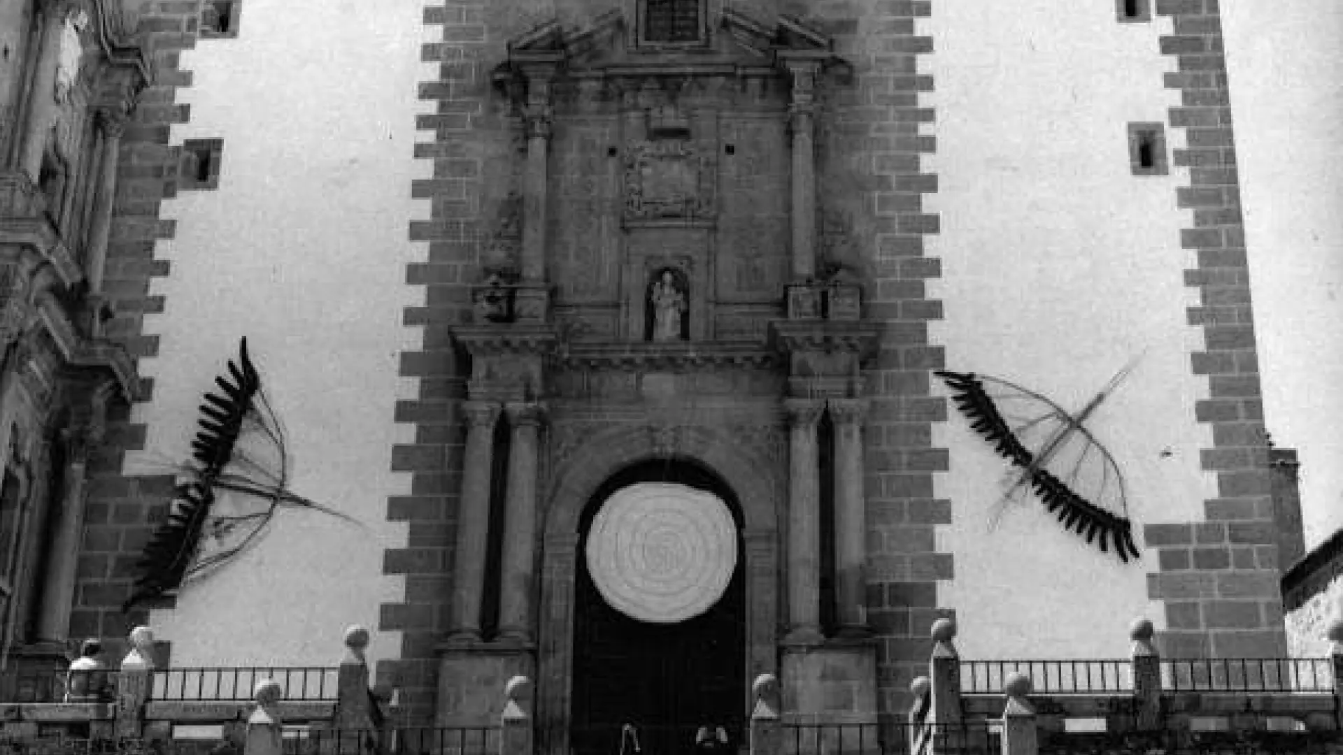 El artista alemán Stefan Roloff presenta tres instalaciones en la sala ...
