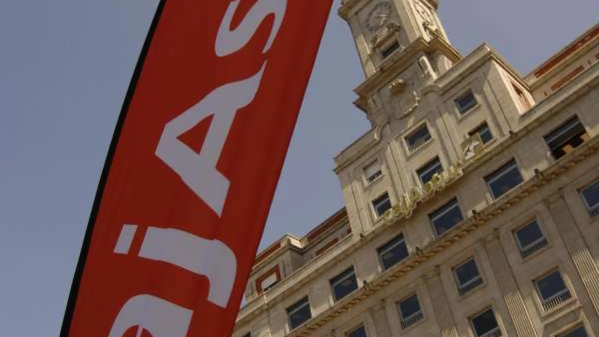 Cajastur designa a Víctor Roza y a Jesús Ruano para el Consejo de ...