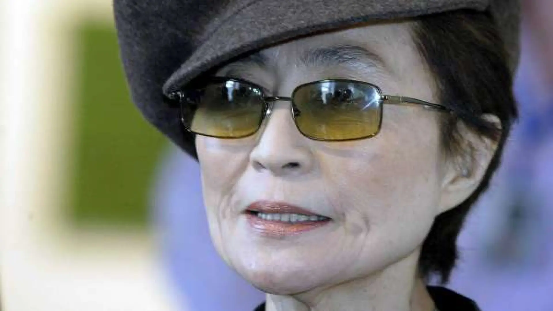 Yoko Ono se convierte, a los 77 años, en la nueva reina del dance