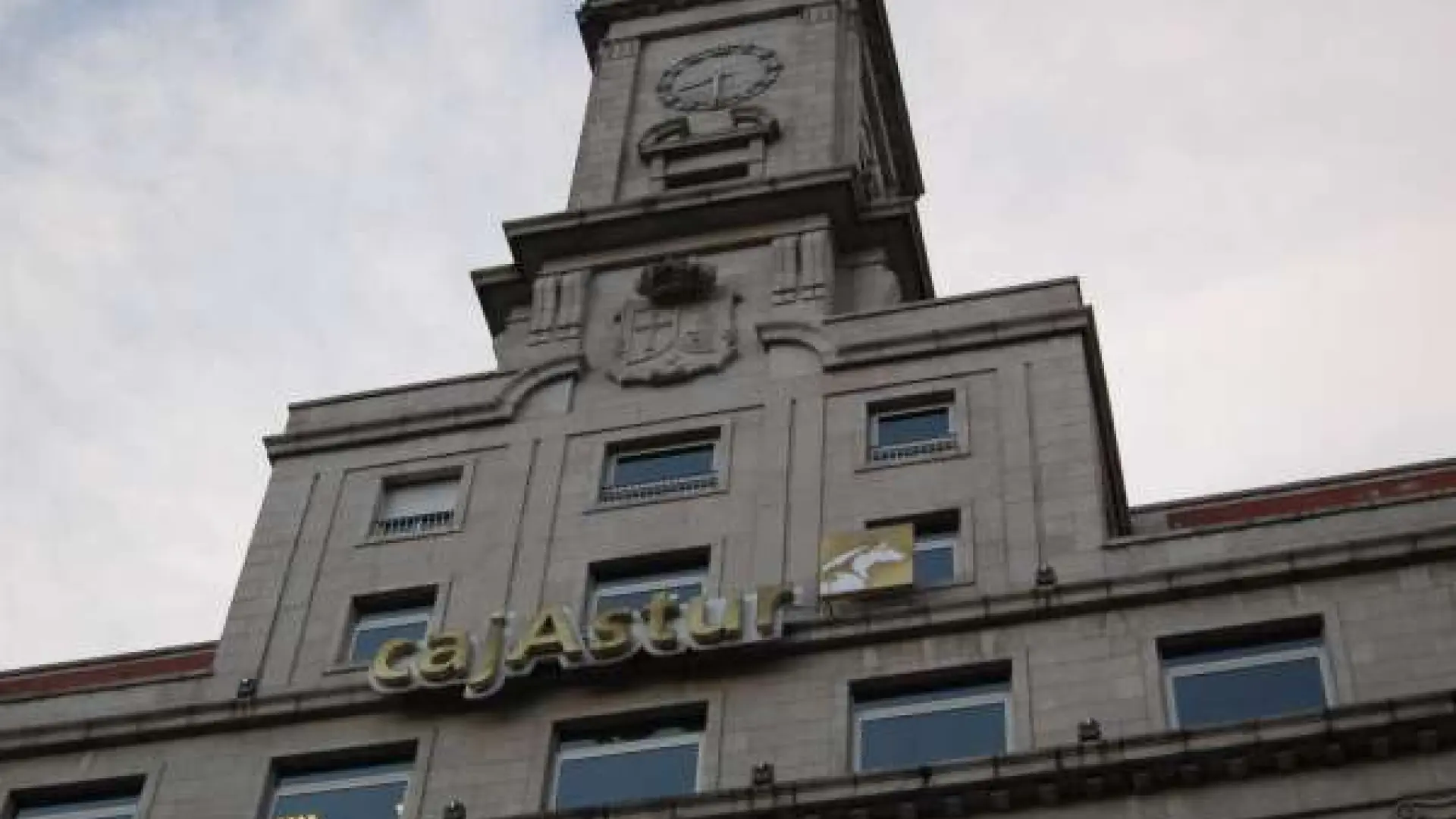 Cajastur, Caja Cantabria y Caja Extremadura presentan su integración al ...