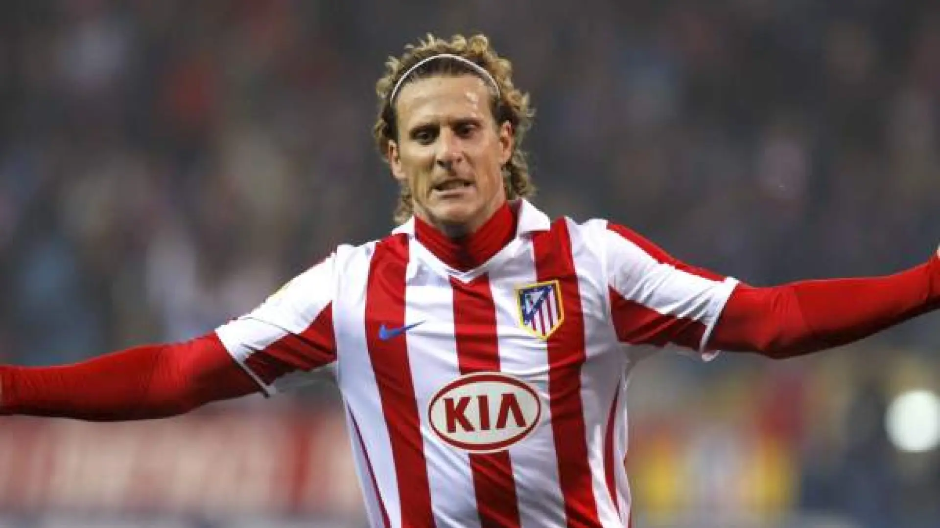 Forlán se despide del Atlético y ficha por el Inter de Milán