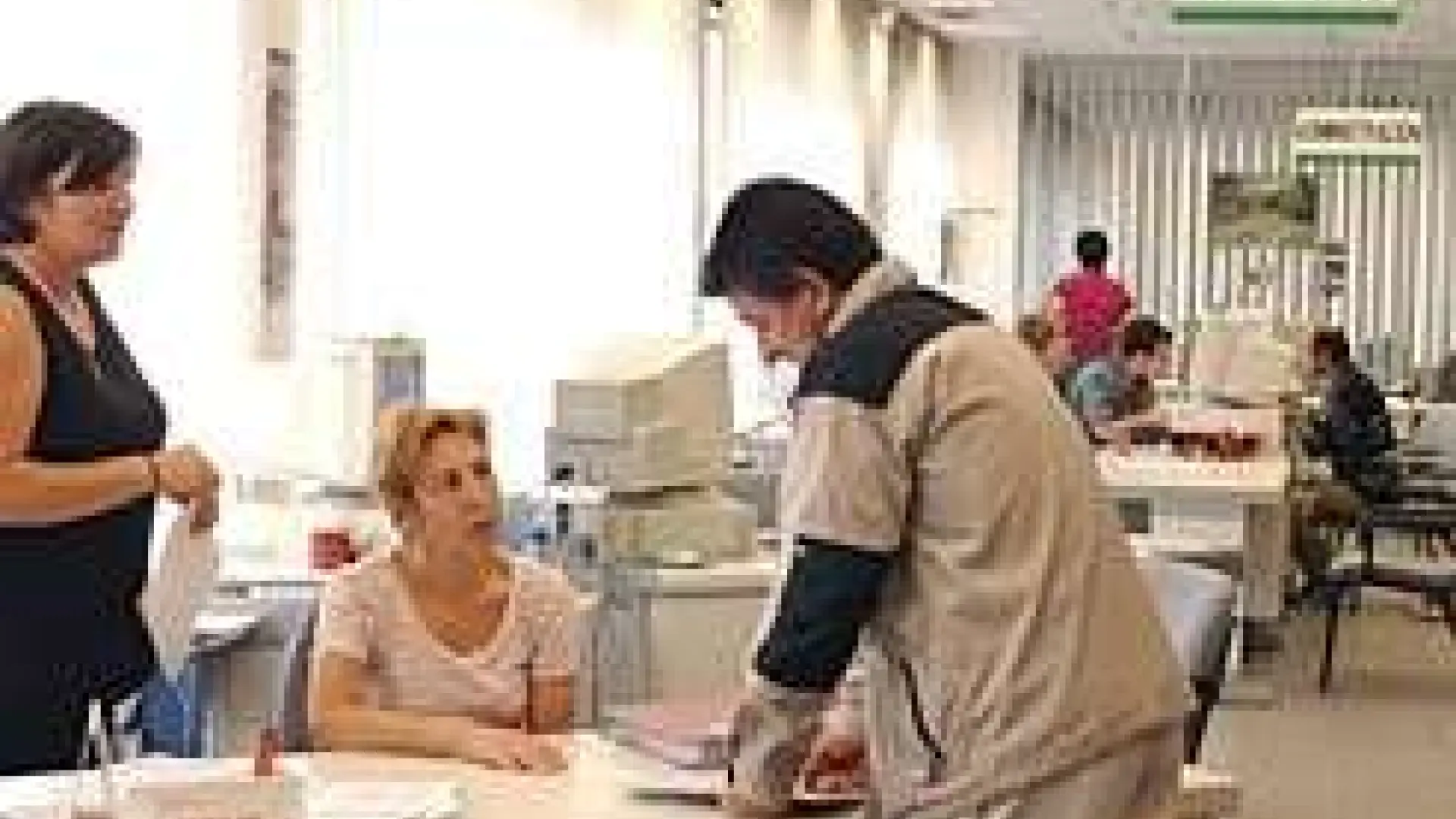 El INEM espera reducir las colas de desempleados a partir del lunes con ...