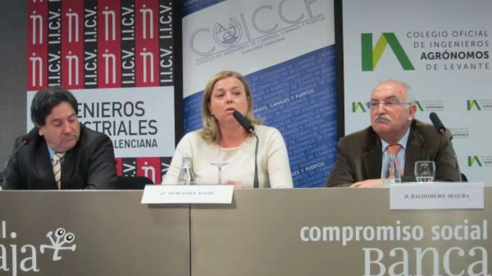 La caída de la inversión pública incrementa del 0% al 10% el paro entre ...