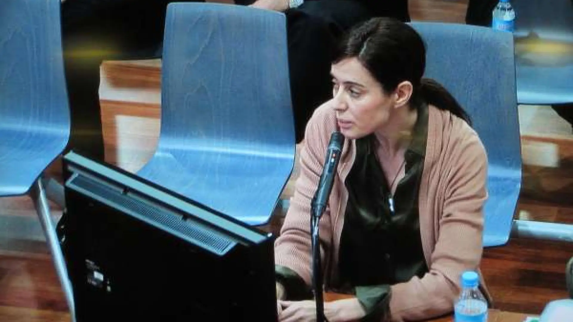 Defensa de Corulla dice que era sólo una empleada y no ocultó que Roca ...