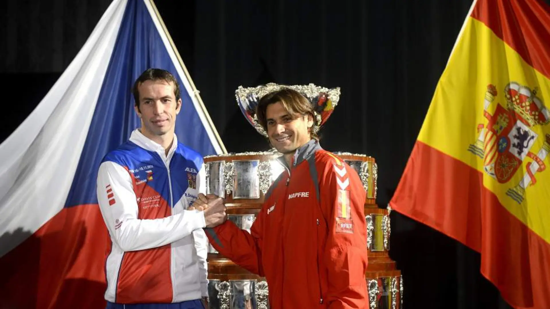 David Ferrer y Stepanek abrirán la final de la Copa Davis
