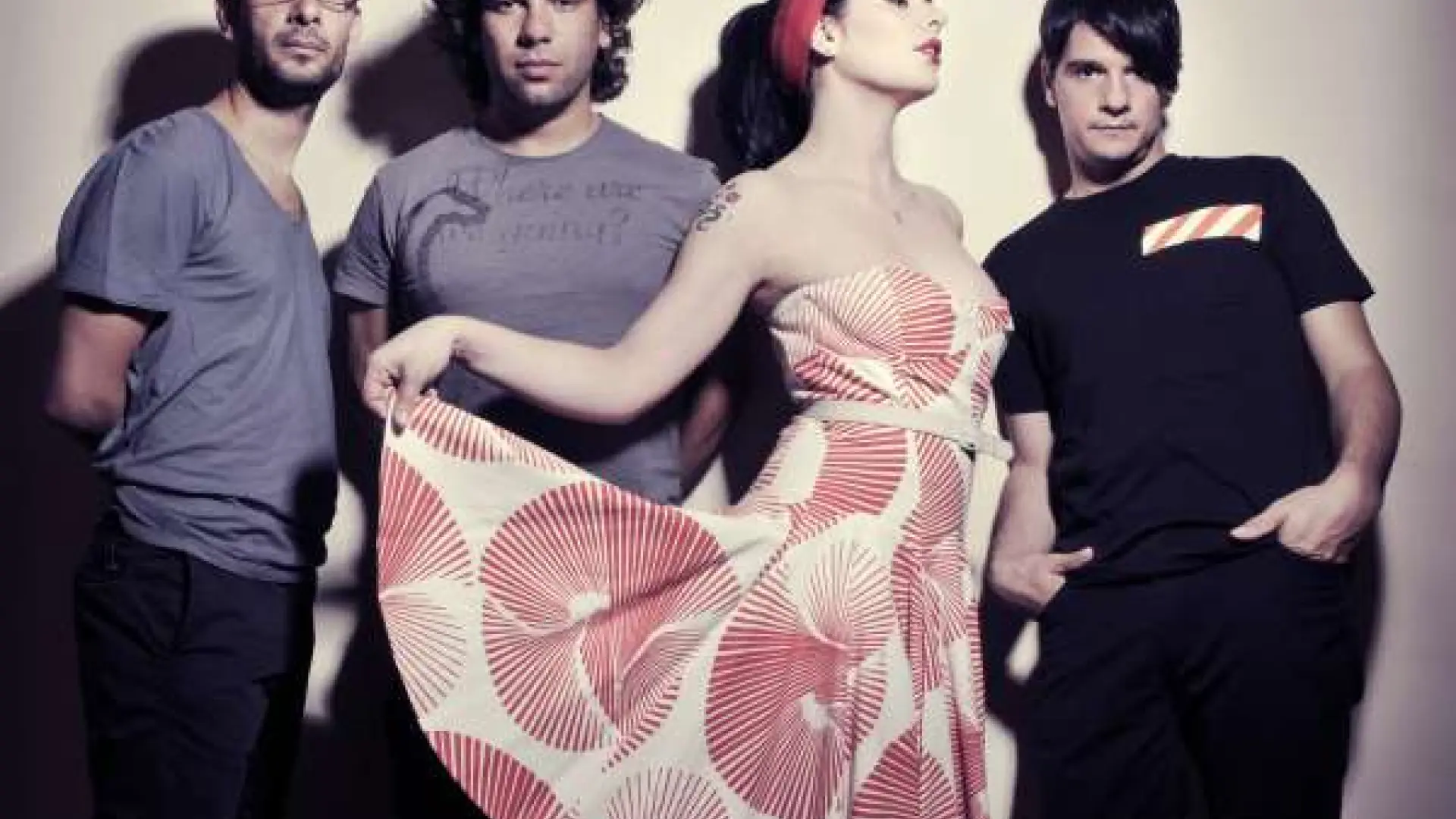 La banda portuguesa The Gift actuará este domingo en A Coruña en su ...