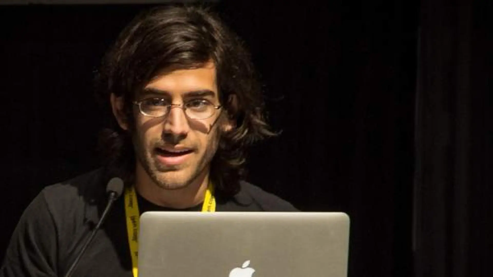 Fallece a los 26 años Aaron Swartz, uno de los fundadores de Reddit y ...