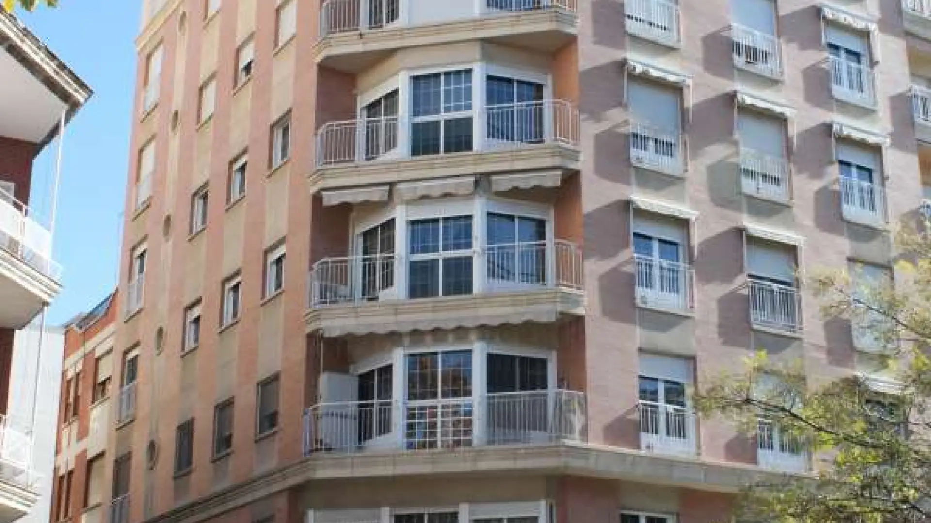 El precio de la vivienda en el País Vasco cae un 2,2% en el primer ...