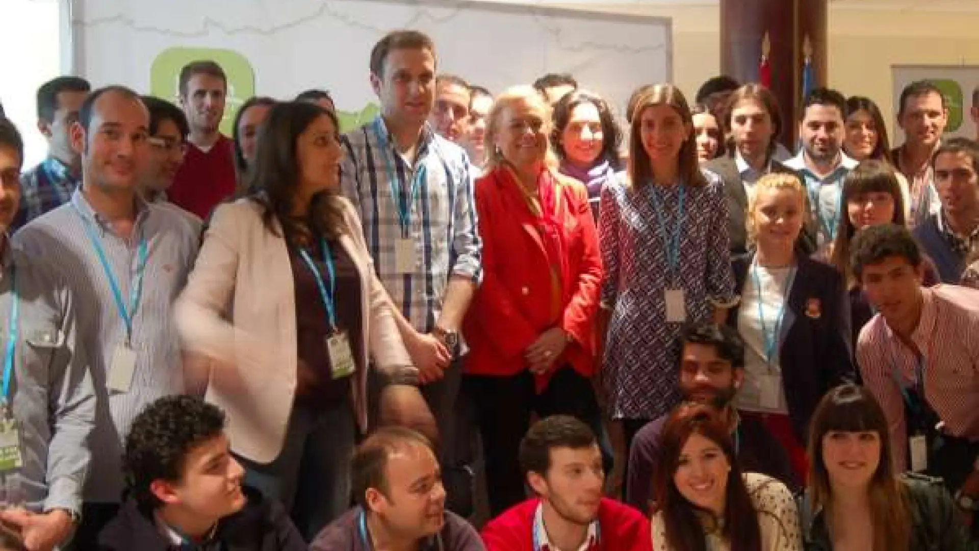 "PSOE e IU sólo quieren a jóvenes borregos que sepan gritar", dice la ...