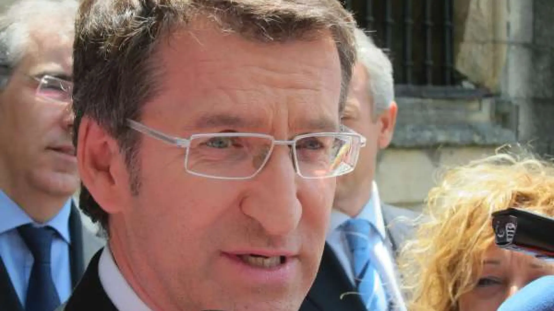 TS, Sara Baras y los vecinos de Angrois, entre los homenajeados por San ...