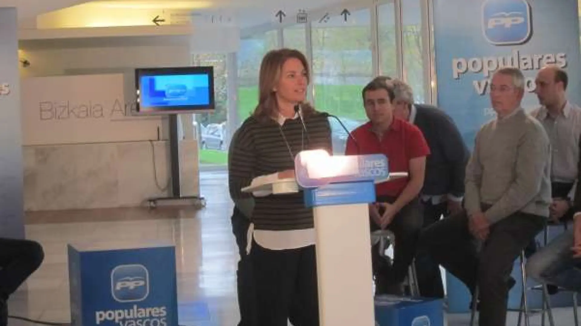 Quiroga apela a decir "alto, claro y sin miedo" que la base para el ...