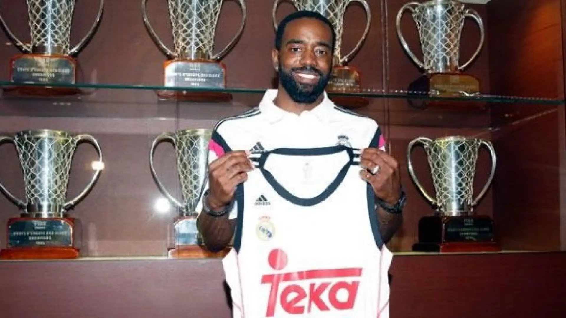 El estadounidense K. C. Rivers, nuevo jugador del Real Madrid